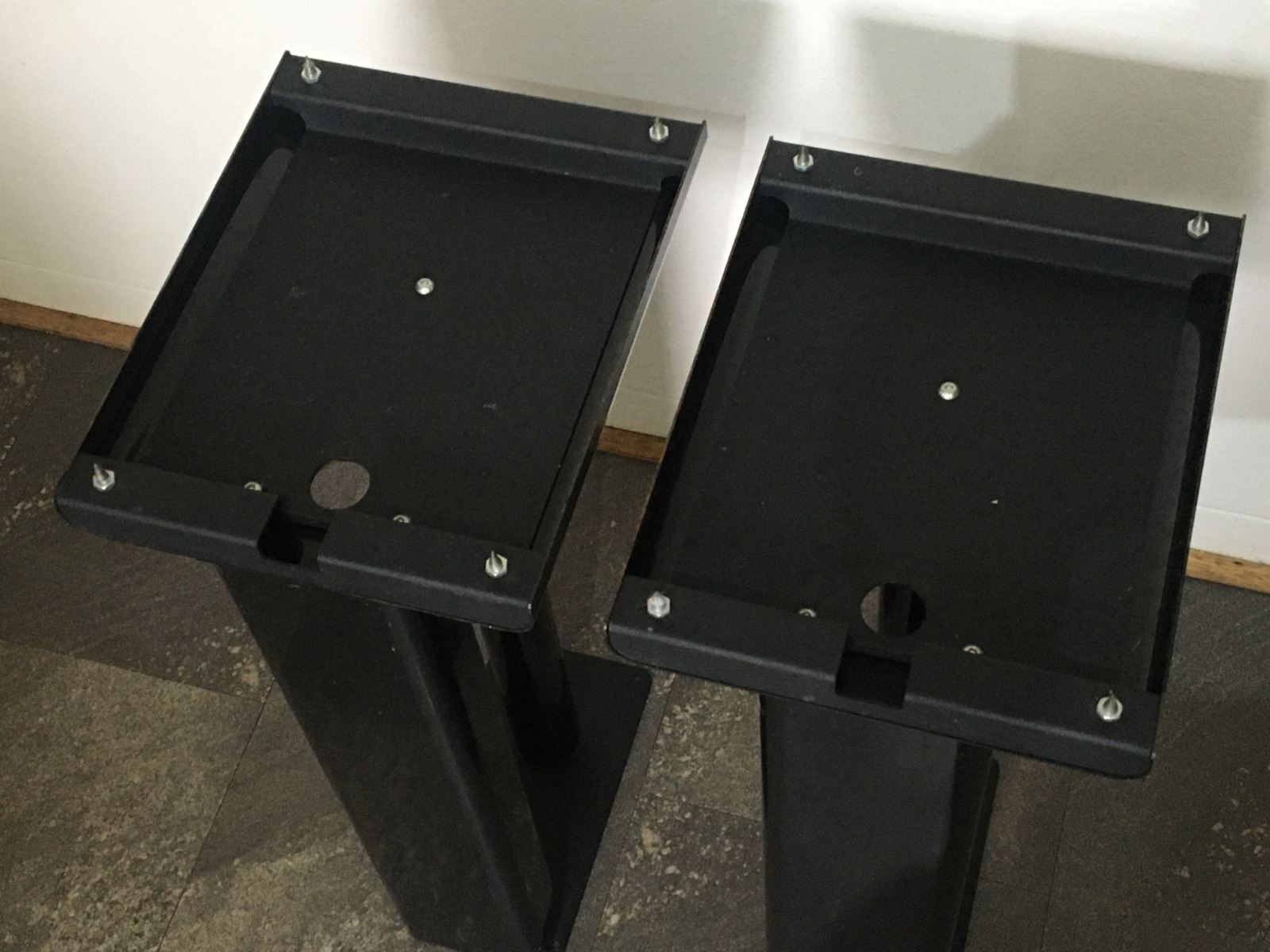 FS: Q Acoustics 2000 ST speaker stands 60 cm SYD - Hi-Fi and Cinema ...
