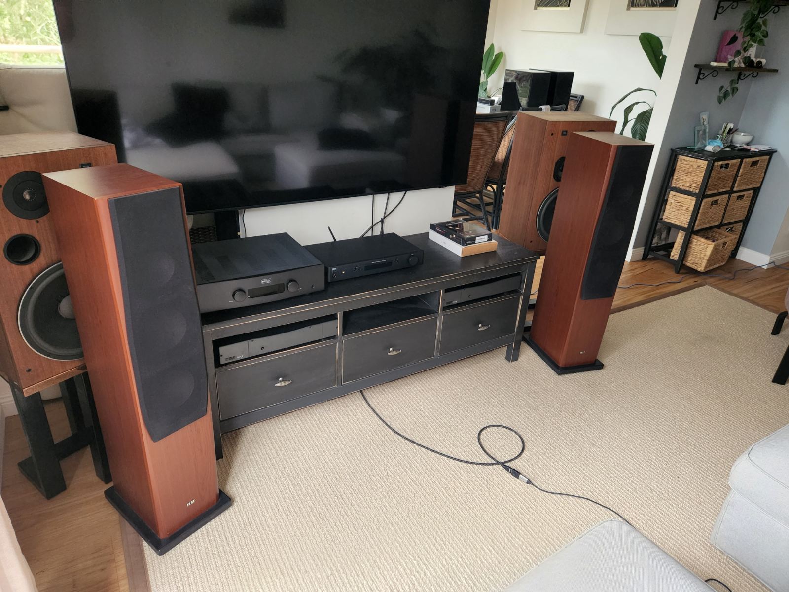 ELAC FS 68 floor standing speakers |﻿ Stereo, Home Cinema, Headphones ...