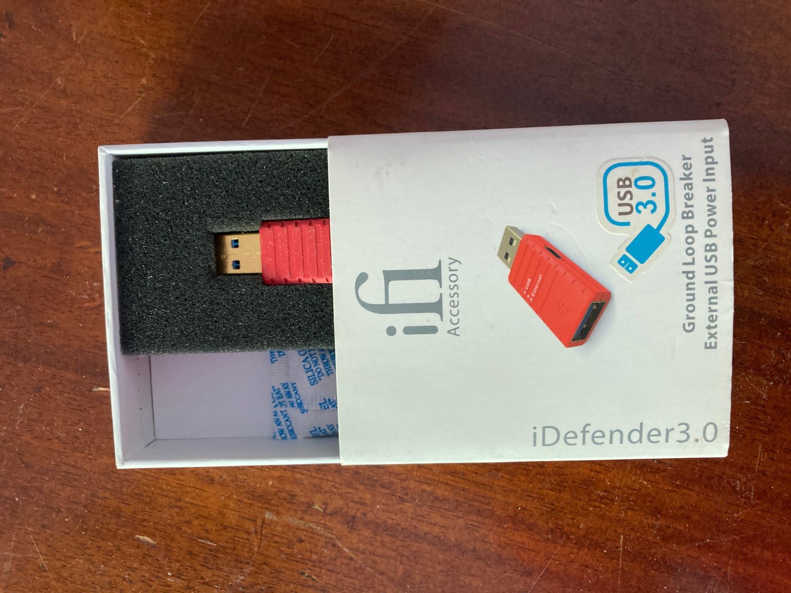 IFI Defender 3.0 USB - Hi-Fi and Cinema Cables & Accessories - StereoNET