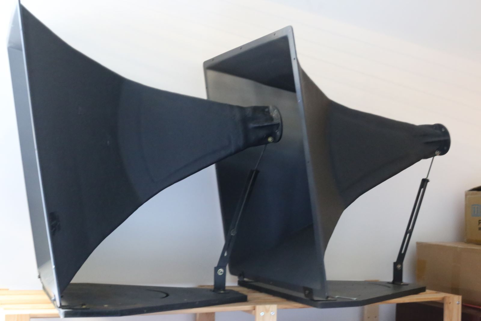 SOLD ELSEWHERE: FS: EV DH1A comp drivers + HP9040 CD horns with stand+ ...