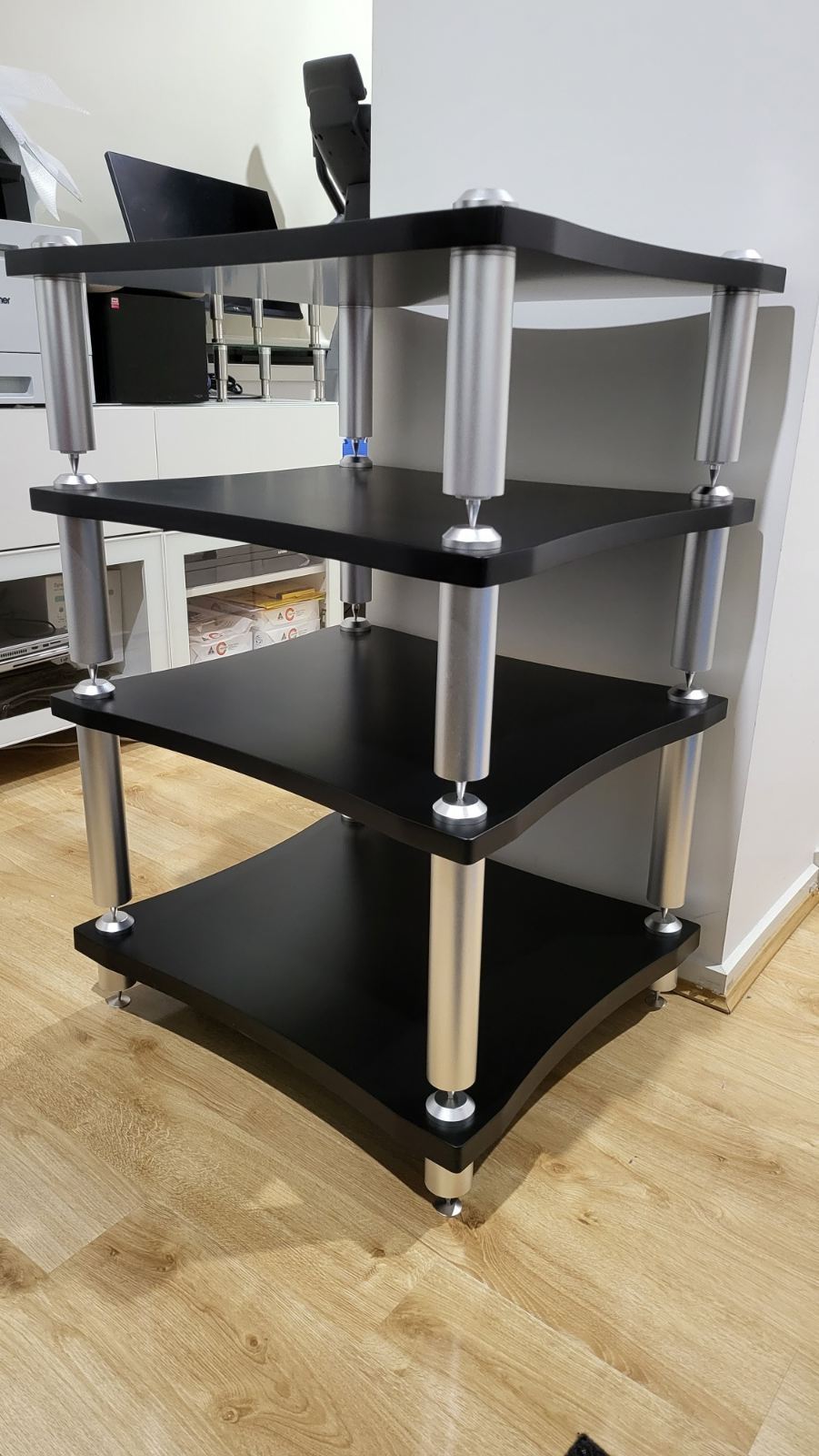 FS: Extrema AR404 HIFI Audio Rack 4 Shelves Black - Hi-Fi and Cinema ...