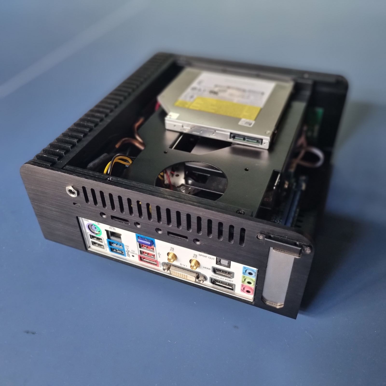 FS: Silent fanless PC - HTPC - Music server - Vortexbox |﻿ Stereo, Home ...