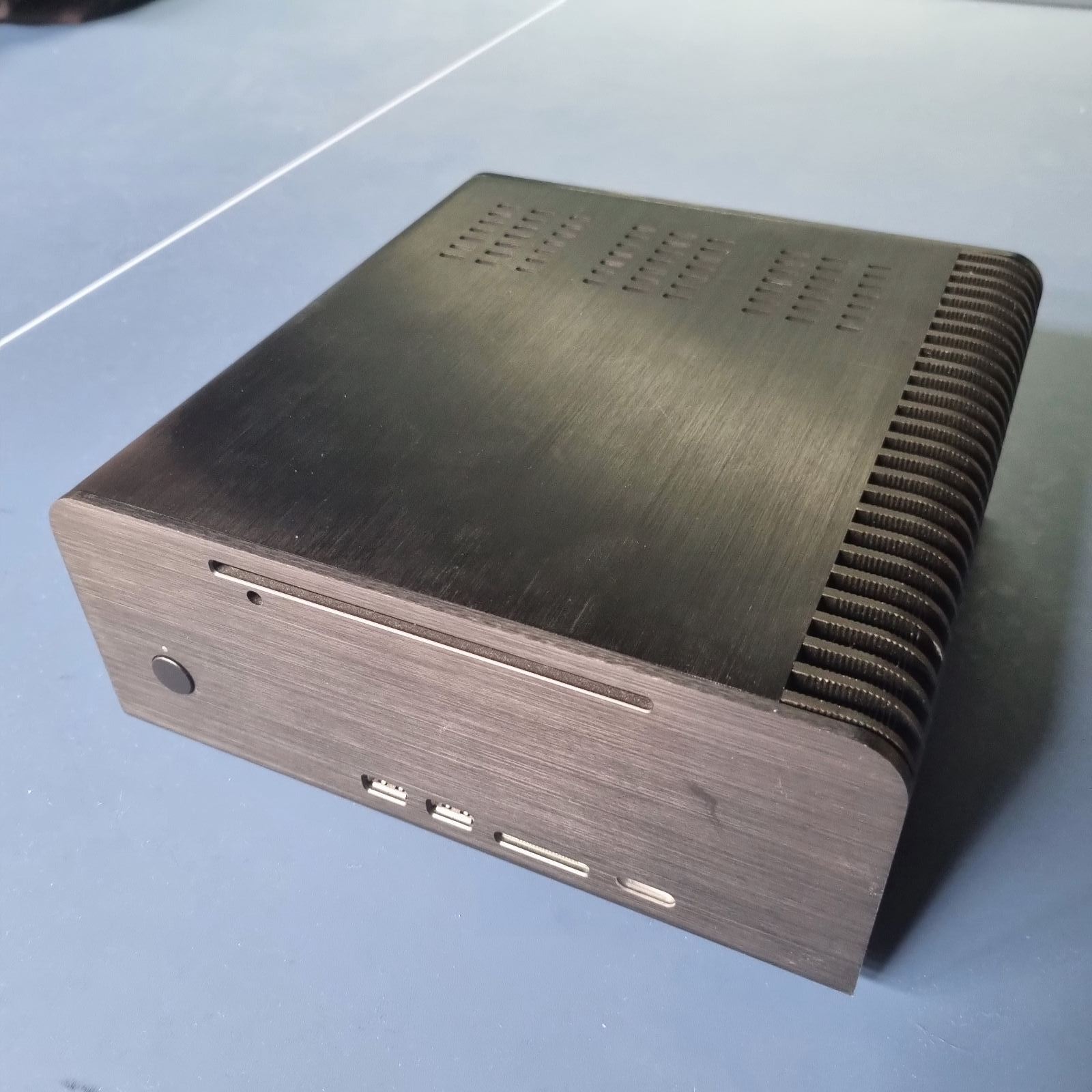 FS: Silent fanless PC - HTPC - Music server - Vortexbox - Stereo, Home ...