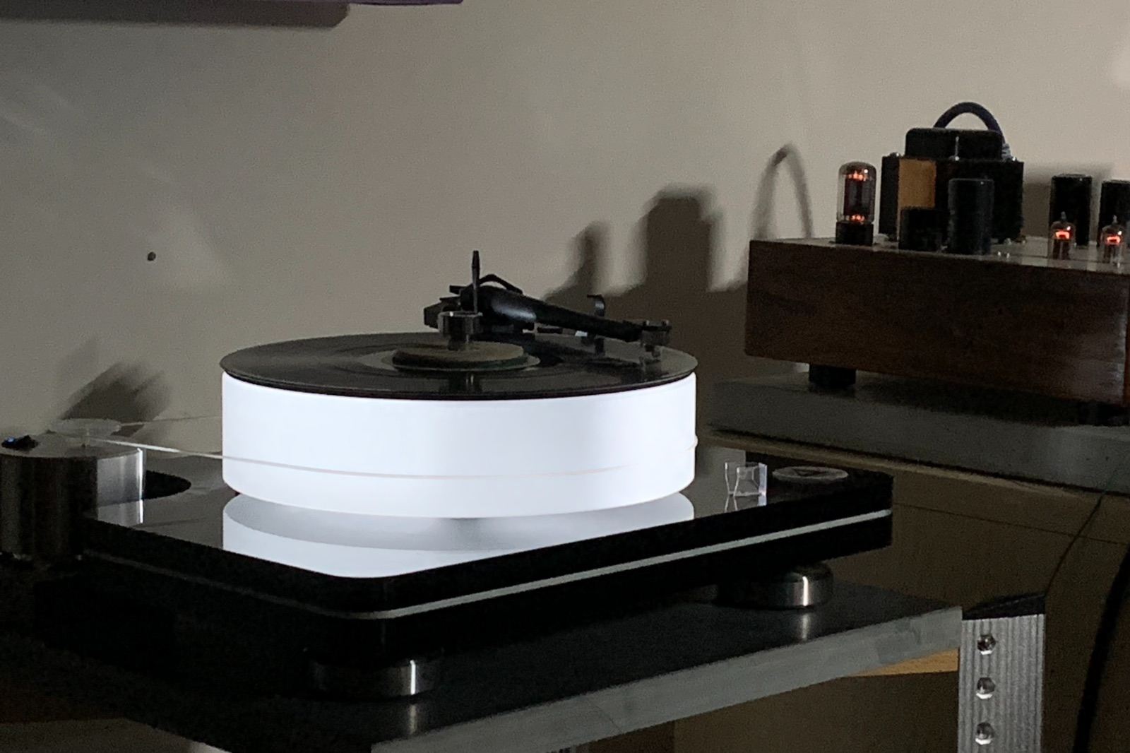 Turntable stand - Turntables, Record Players & Vinyl - StereoNET