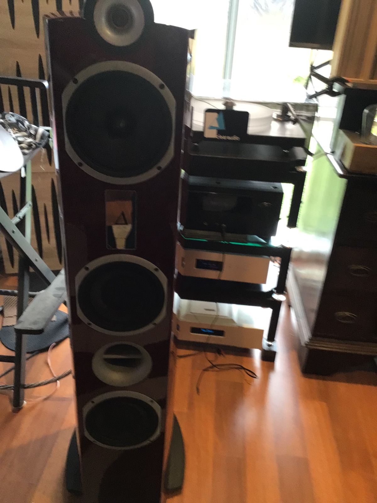 Triangle Delta Signature Floorstanding Speakers - Stereo, Home Cinema ...