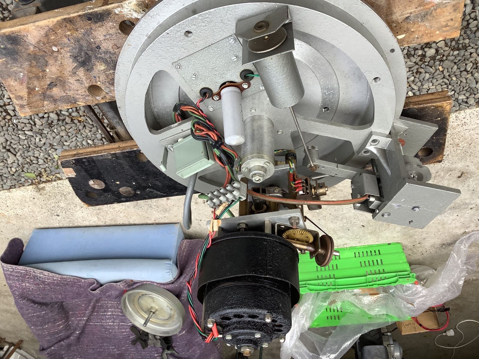 Commonwealth 4 speed turntable - Turntables, Record Players & Vinyl ...