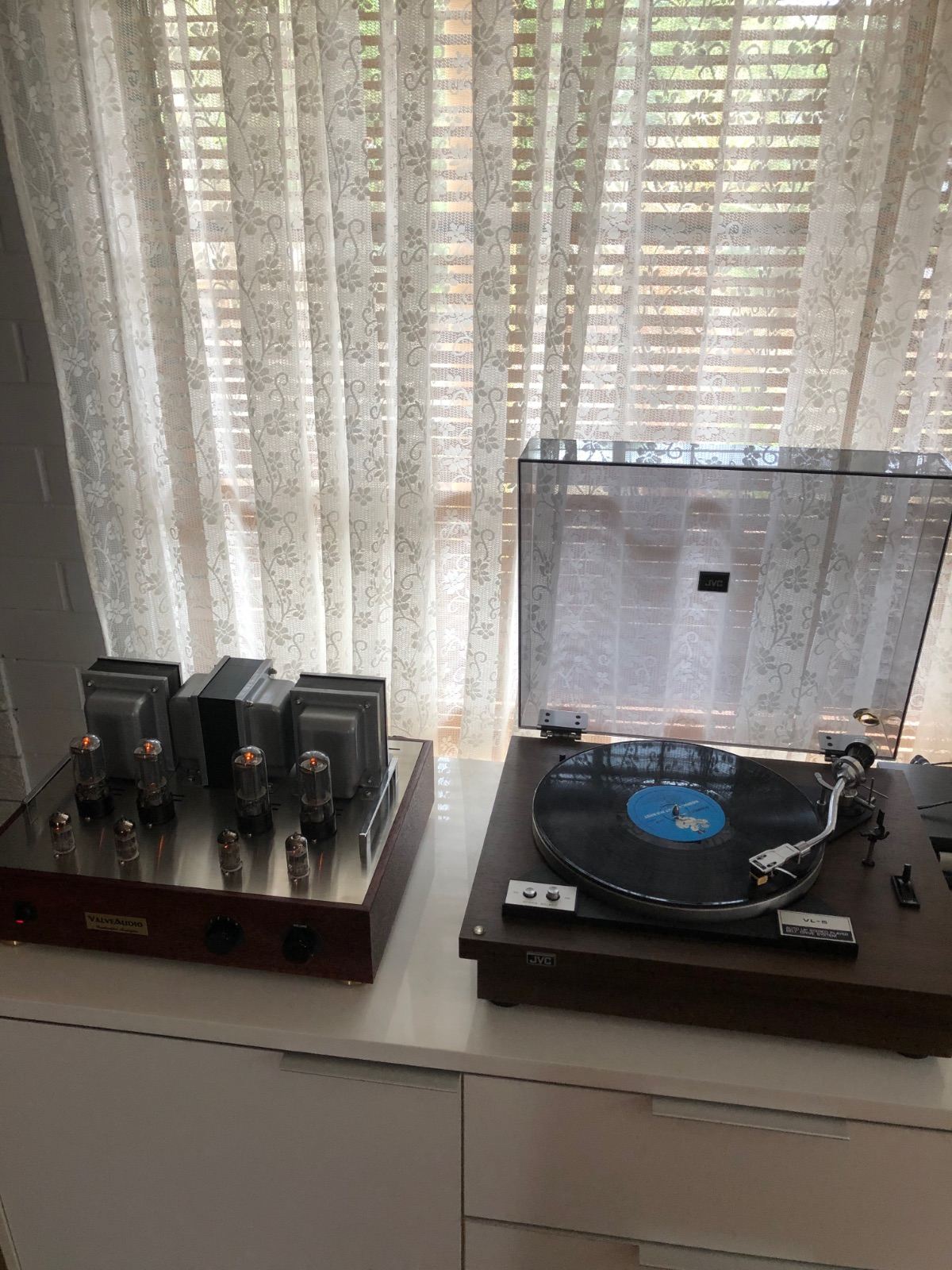 Valve amp: New Valve Audio - Stereo Amplifiers & Pre-Amps - StereoNET