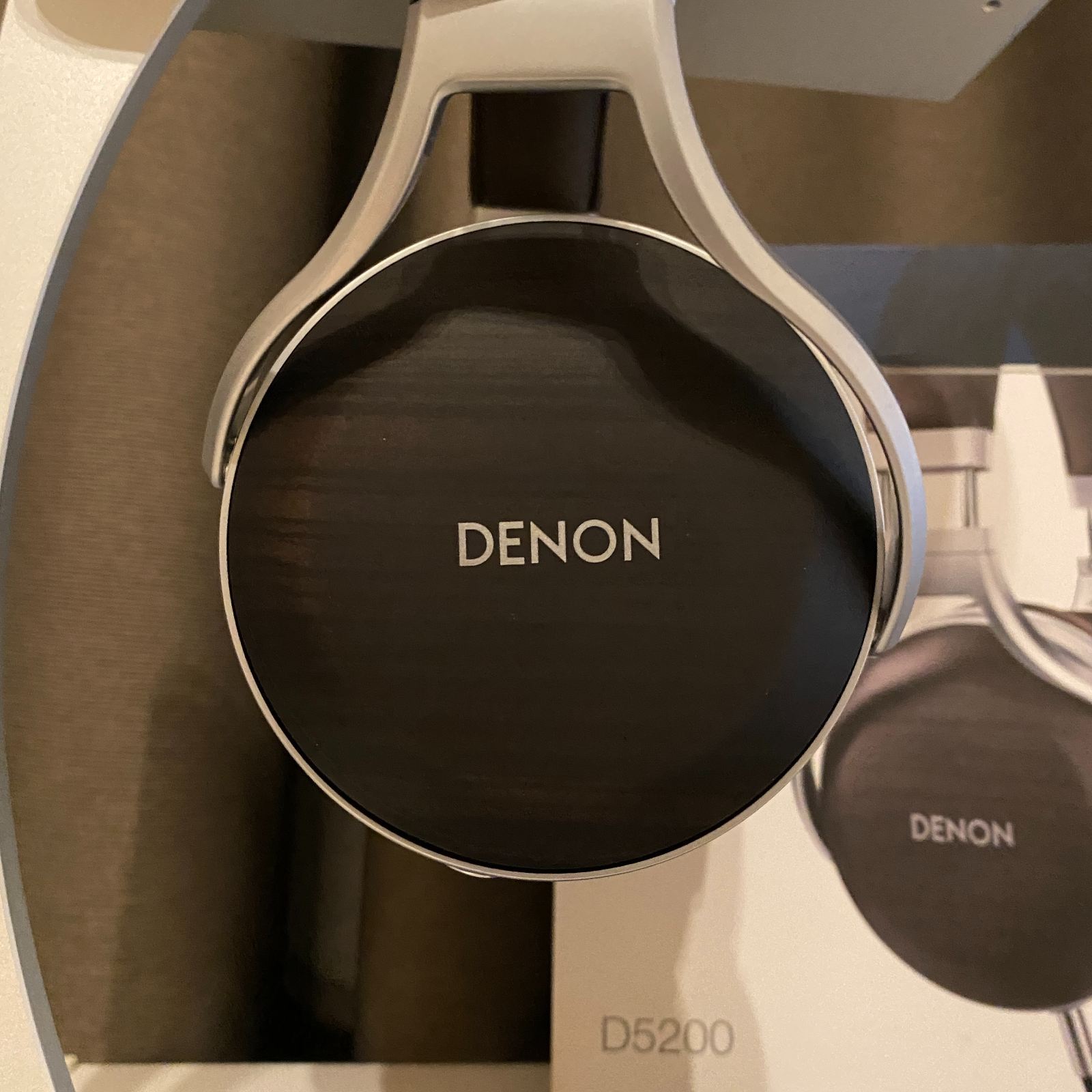 FS: Denon AH-D5200 biodynamic closed-back headphones - Stereo, Home ...