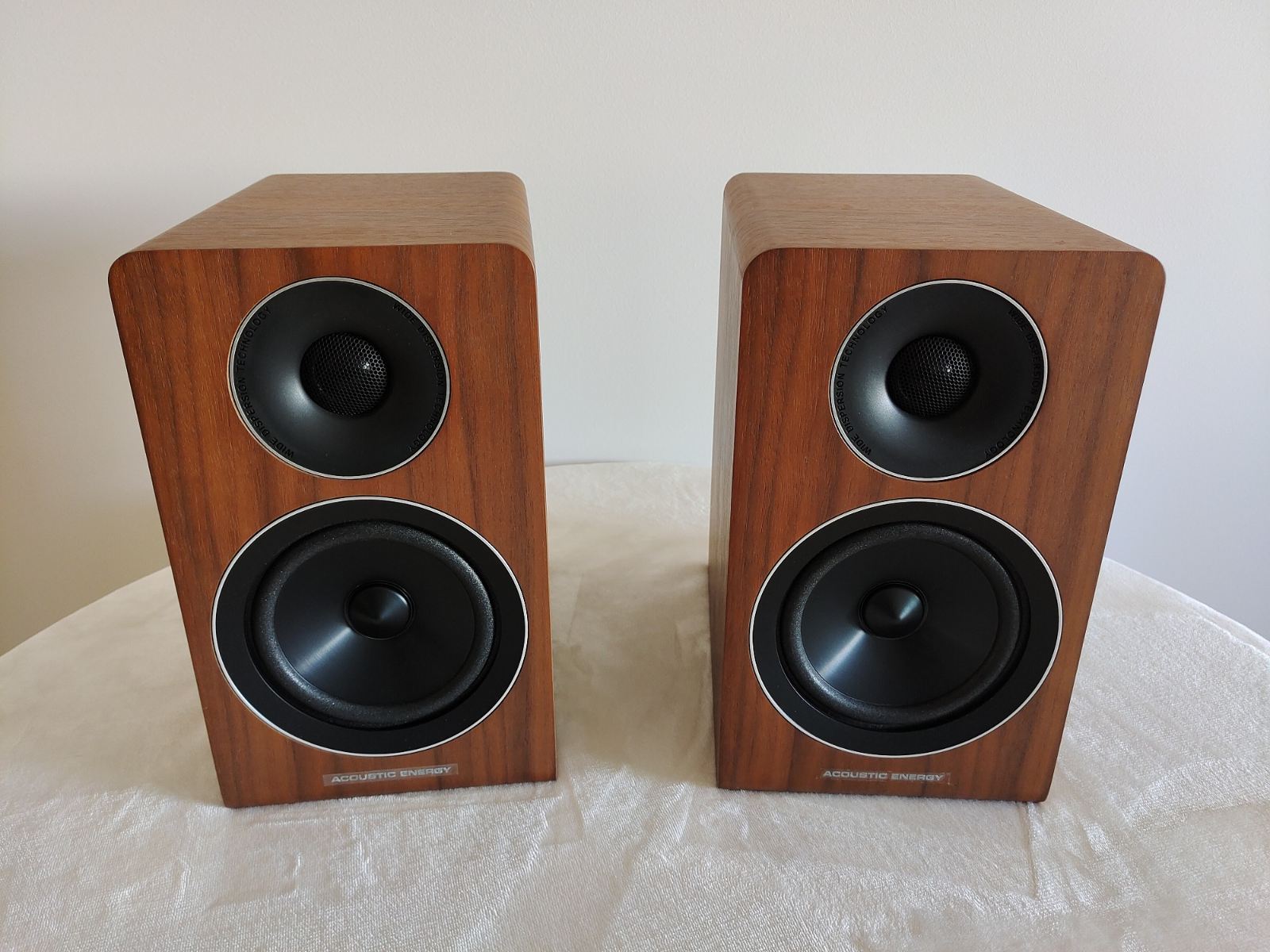 FS: Acoustic Energy AE300 Speakers |﻿ Stereo, Home Cinema, Headphones ...