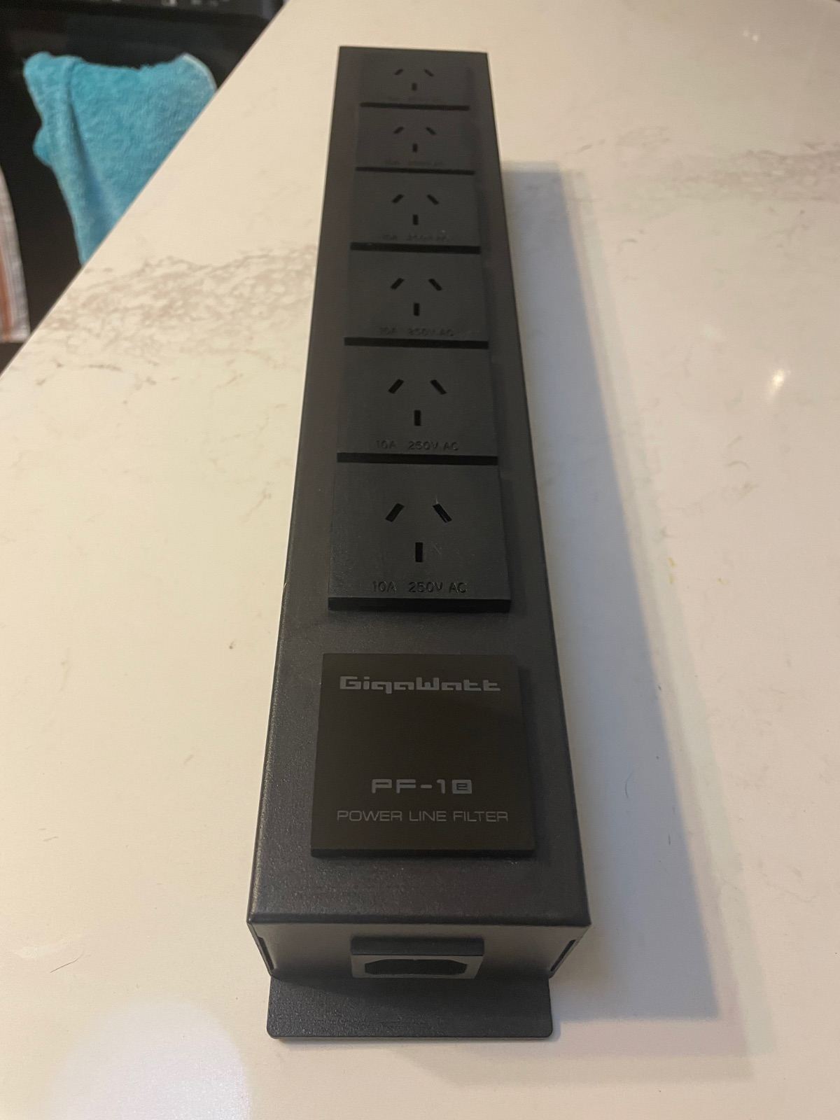 FS: Gigawatt PF-1e power filter. - Hi-Fi and Cinema Cables ...