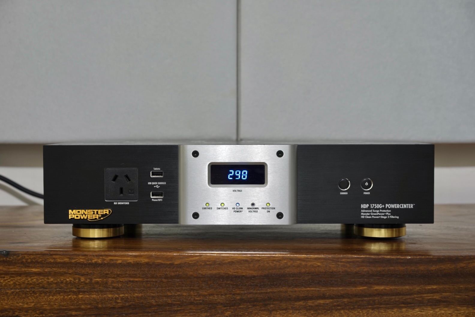 Monster HDP 1750G+ AU Power Centre |﻿ Hi-Fi and Cinema Cables & Accessories