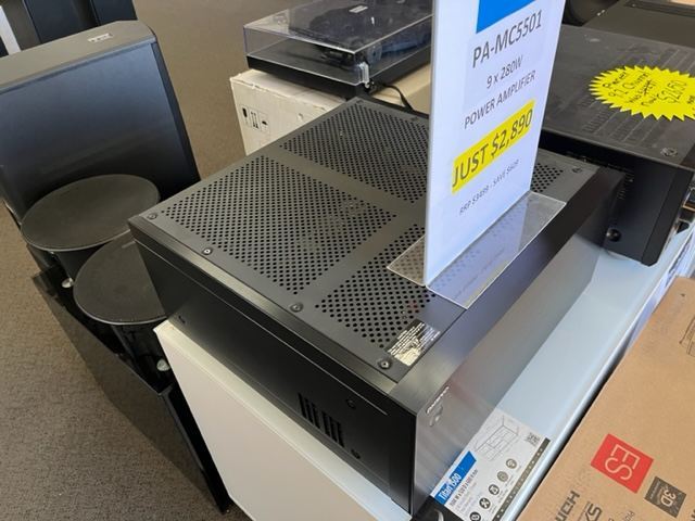 ONKYO - PA-MC5501 9 Channel Power Amplifier |﻿ Commercial Classifieds