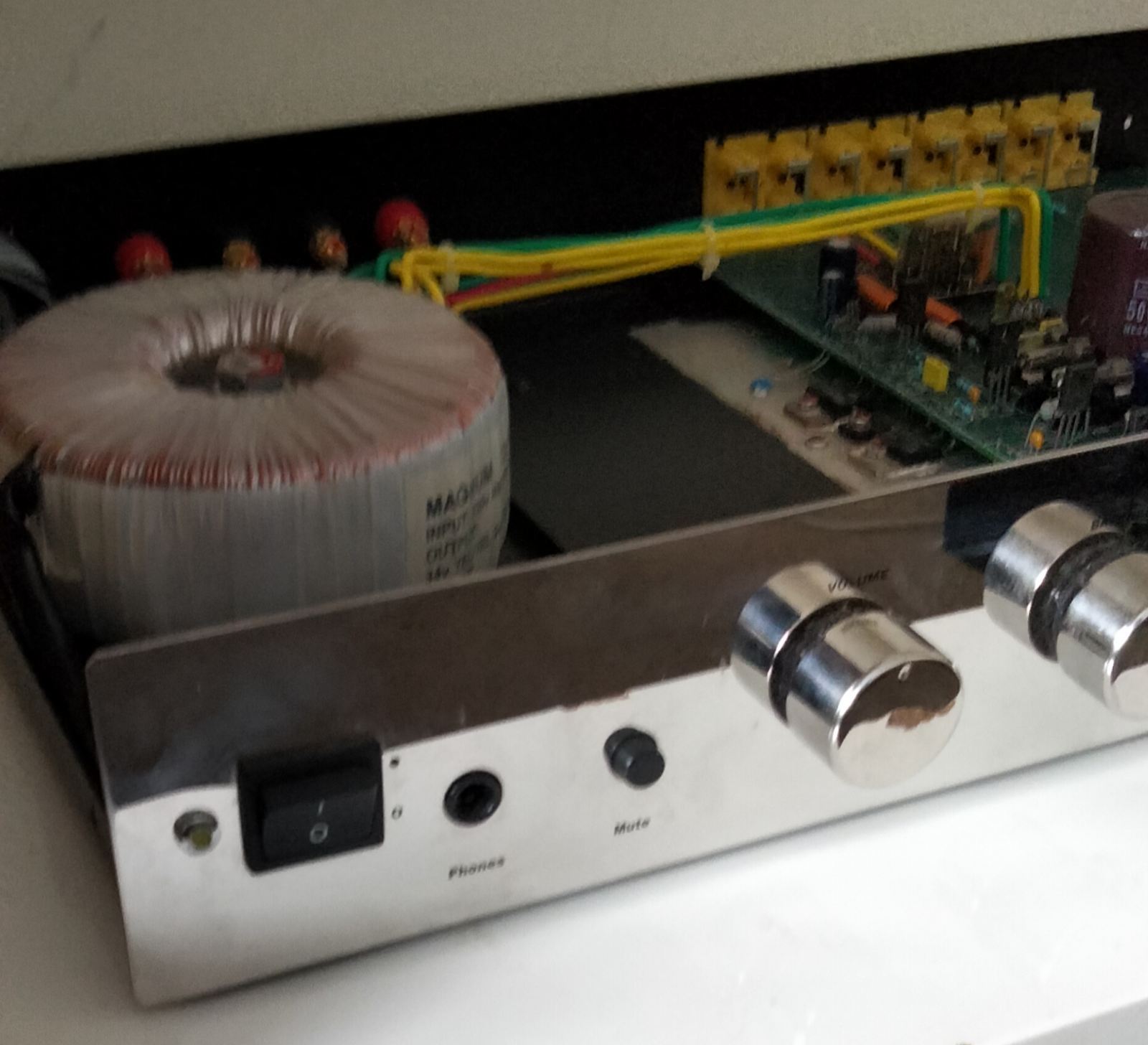 FS: Magnum IA.170 British Integrated Amplifier - Stereo, Home Cinema ...