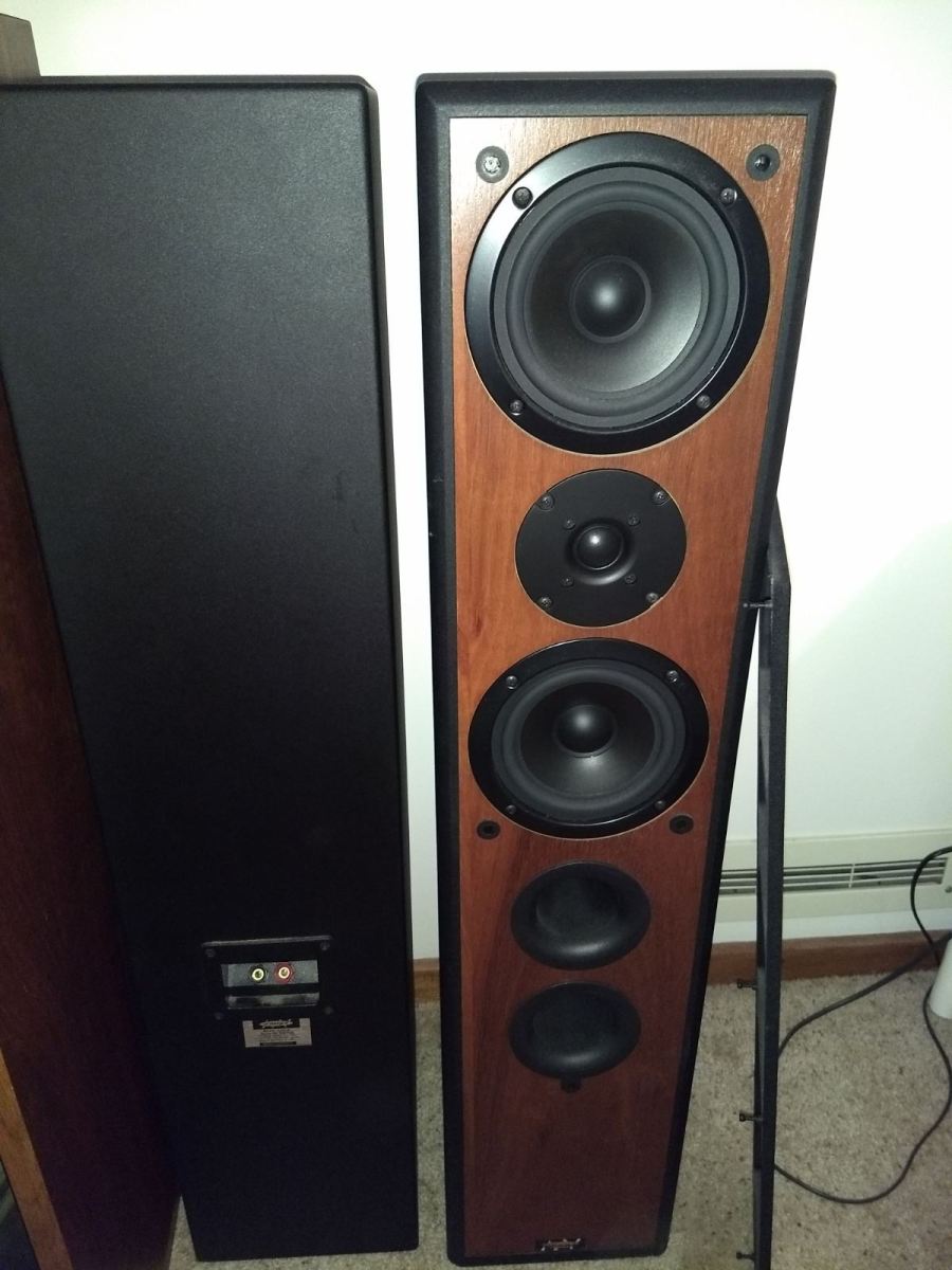 FS: Sonique SAV-4 Floor Standing Speakers - Stereo, Home Cinema ...