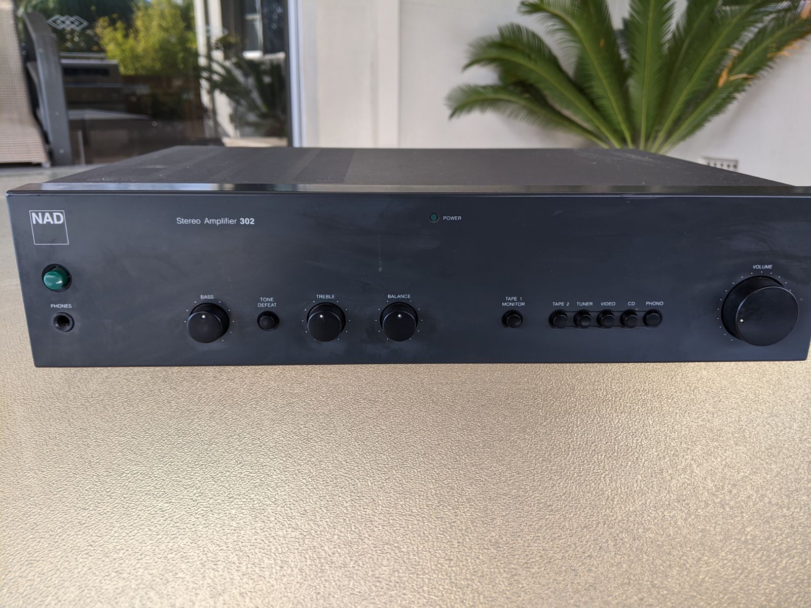 NAD stereo amplifier 302 - Stereo, Home Cinema, Headphones Components ...