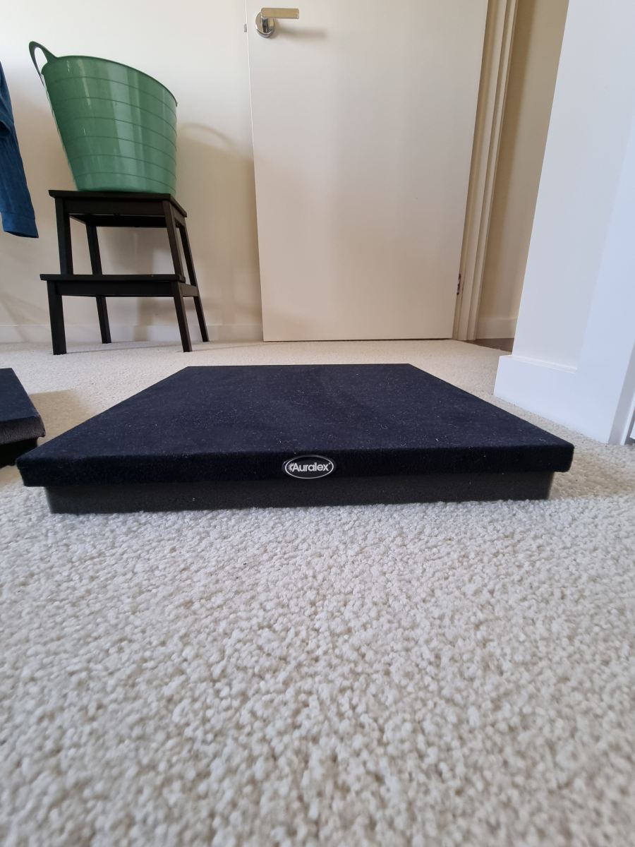2 X Auralex SubDude 11 Subwoofer isolation platforms - Hi-Fi and Cinema ...