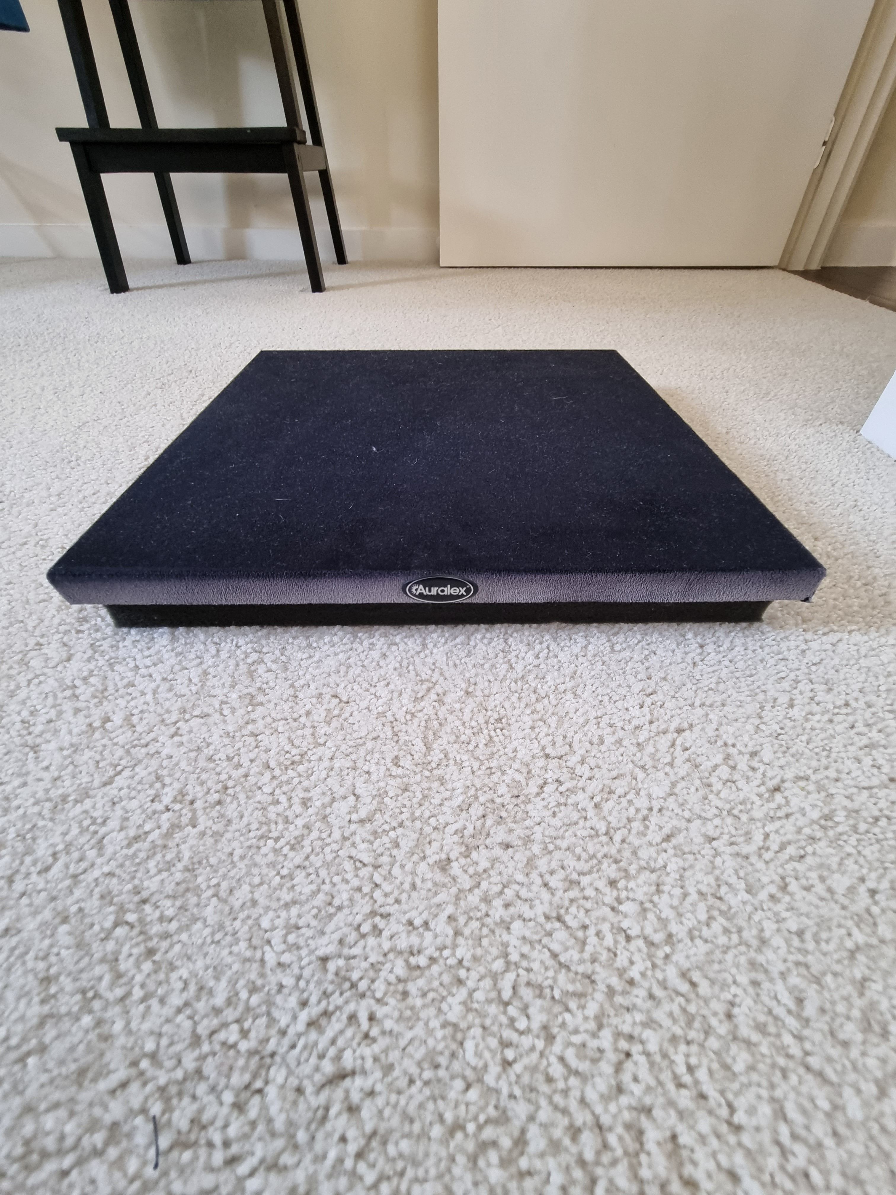 2 X Auralex SubDude 11 Subwoofer isolation platforms - Hi-Fi and Cinema ...