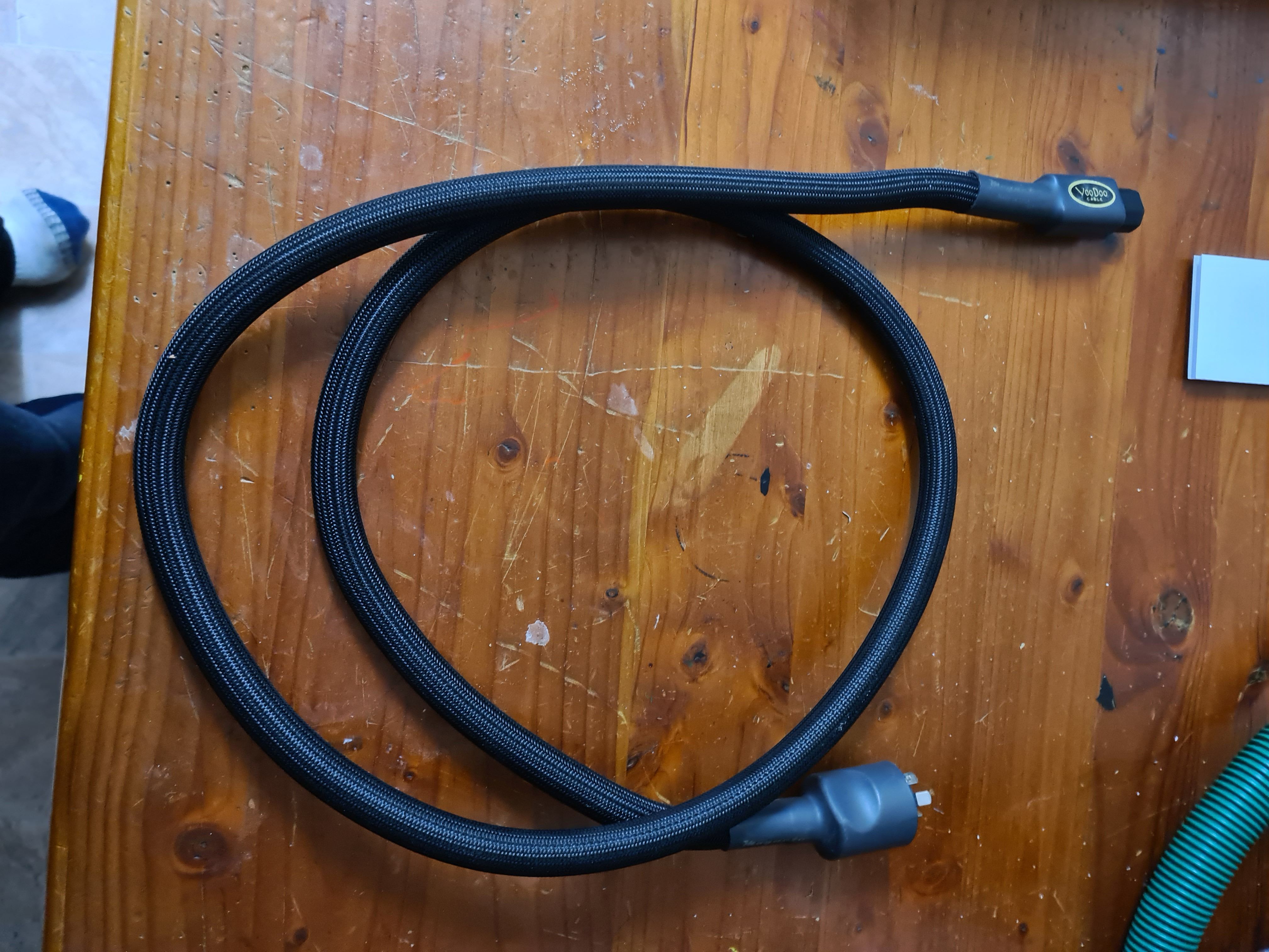Voodoo Magneto power cable 1.8m AU Plug Excellent condition |﻿ Hi-Fi ...