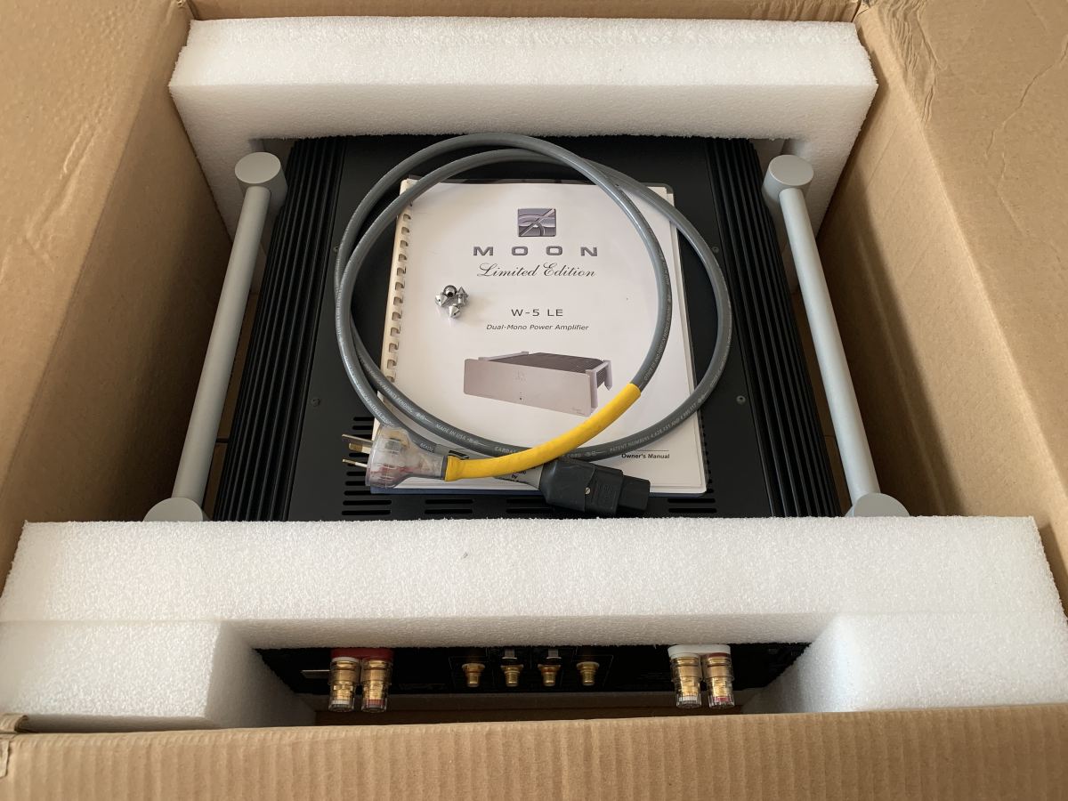 FS: Simaudio Moon W5 Limited Edition Power Amplifier - Stereo, Home ...