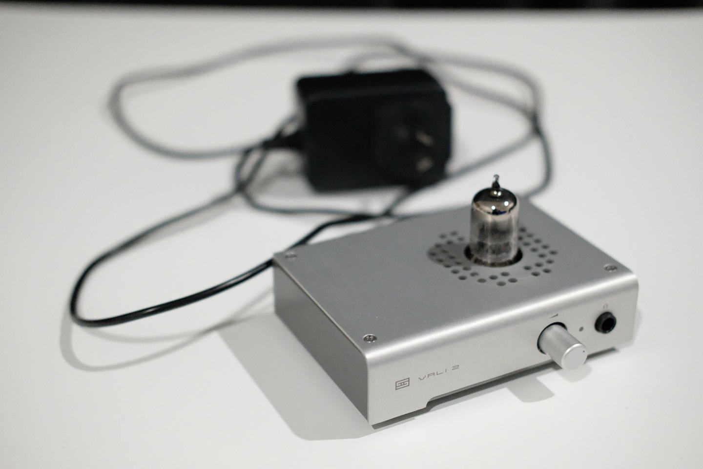 Schiit Vali 2 tube headphone amplifier/preamp - Stereo, Home Cinema ...