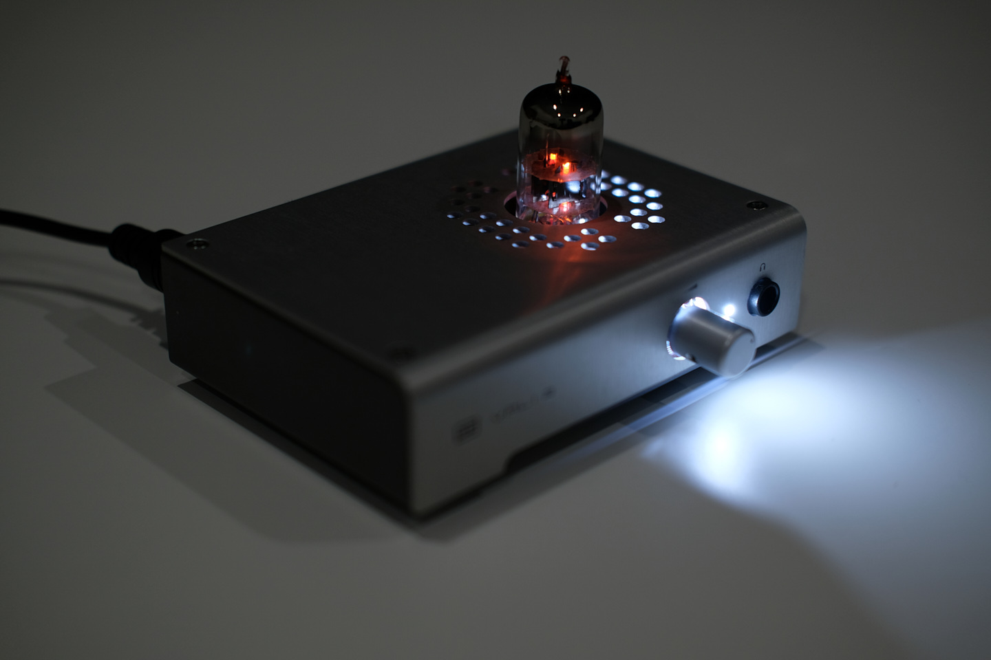 Schiit Vali 2 tube headphone amplifier/preamp - Stereo, Home Cinema ...