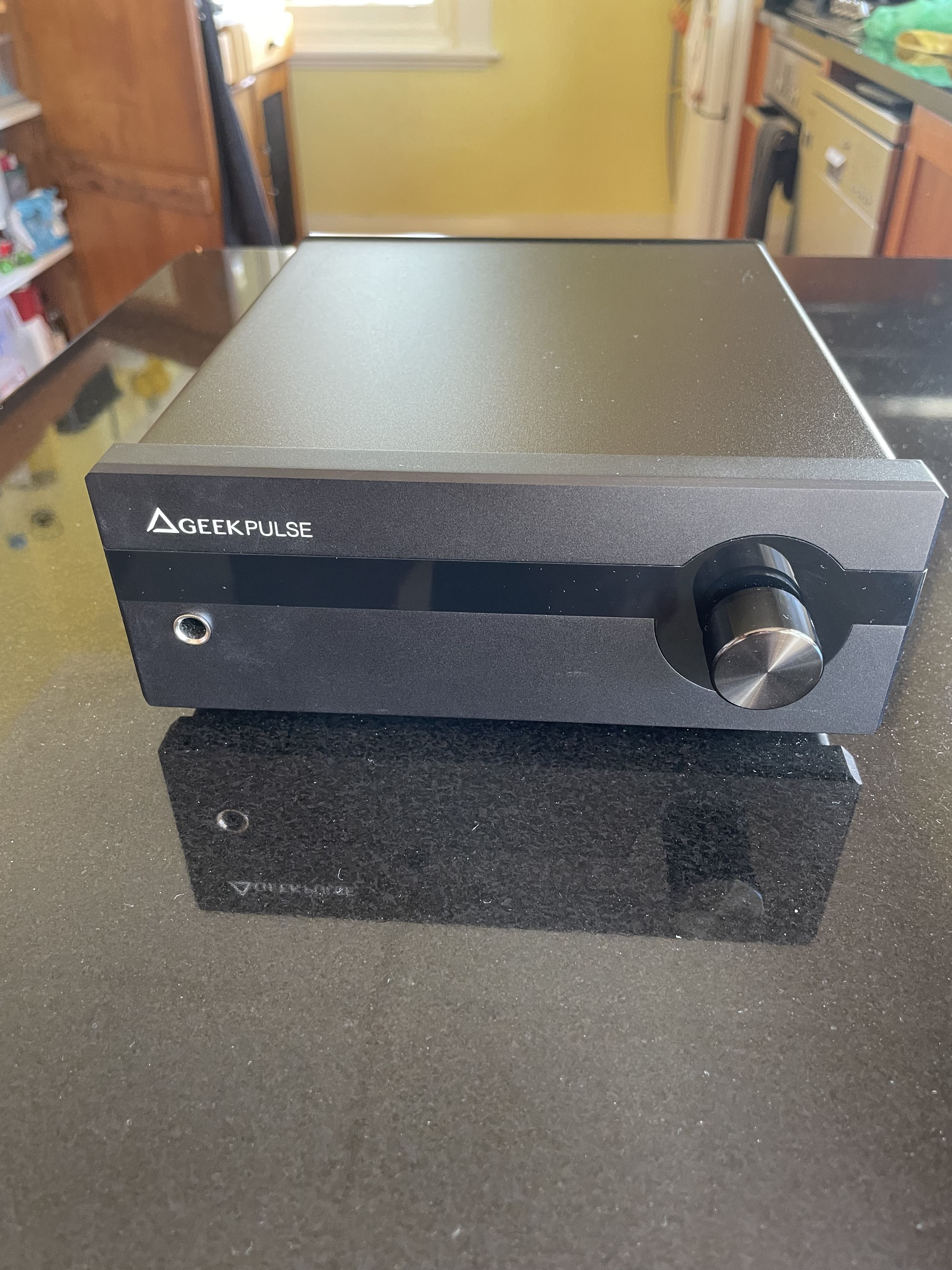 LH Labs Geek Pulse DAC/Headphone Amp - Stereo, Home Cinema, Headphones ...