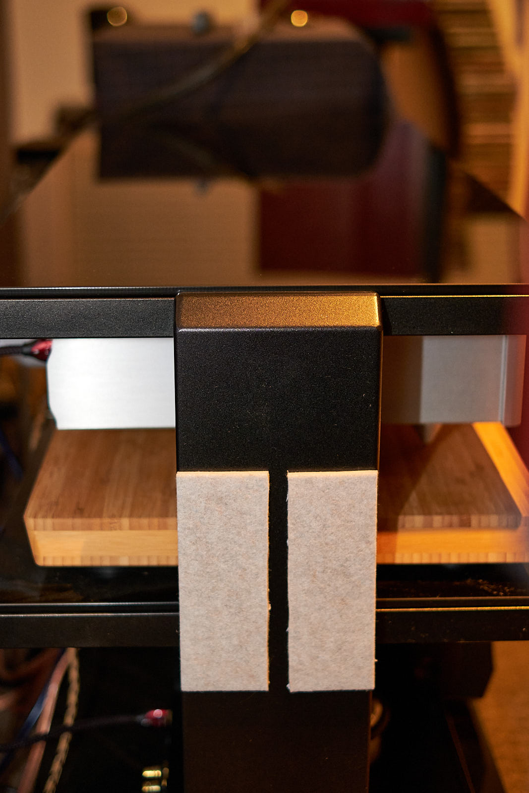 FS: Sound Organisation UK Made HiFi Rack - Hi-Fi and Cinema Cables ...