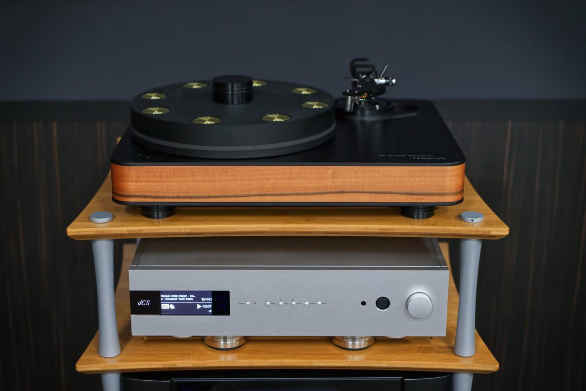 High end turntable with removable headshell - Turntables, Record ...
