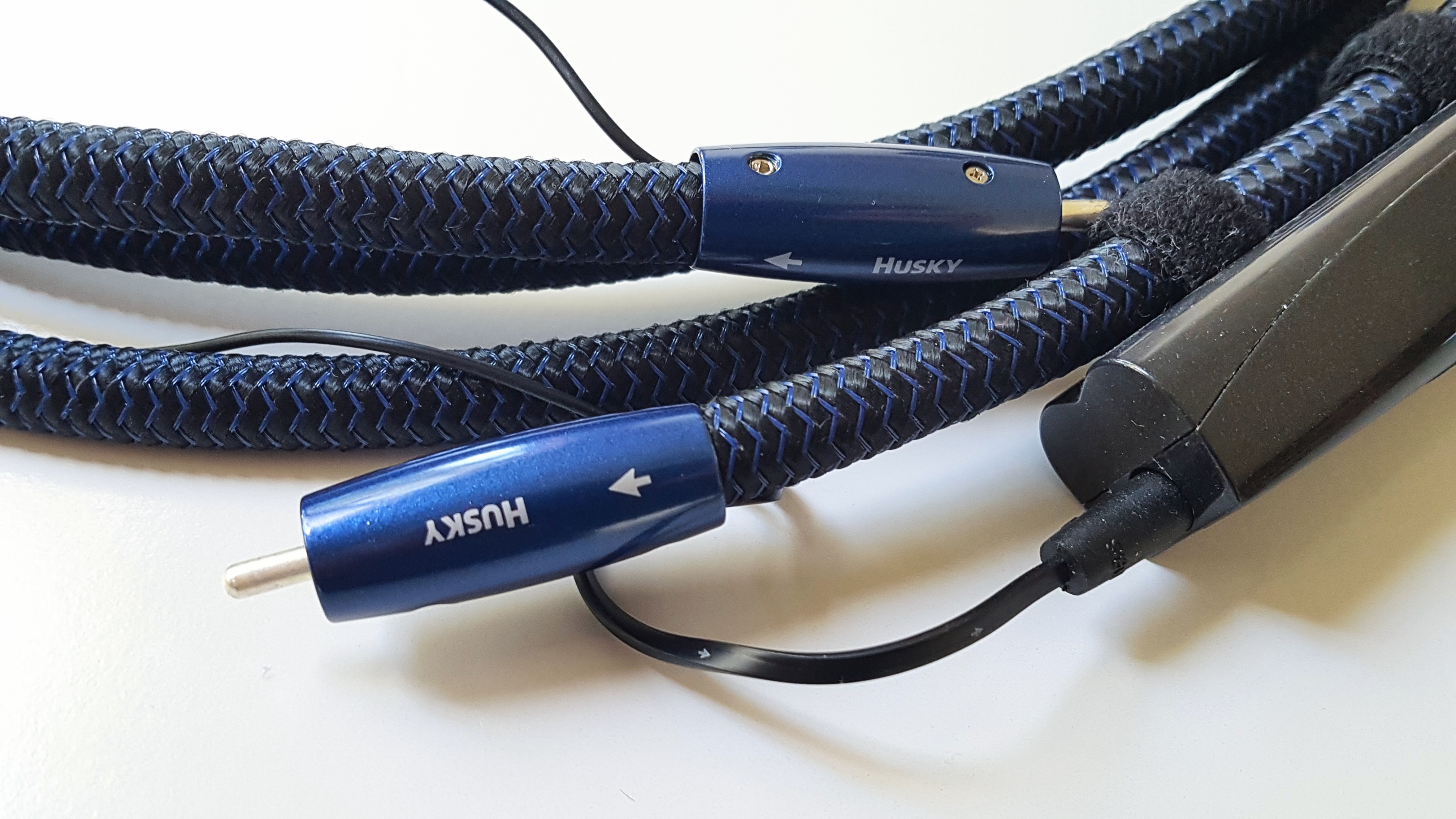 AudioQuest Husky RCA 3m Subwoofer Cable - Hi-Fi and Cinema Cables ...