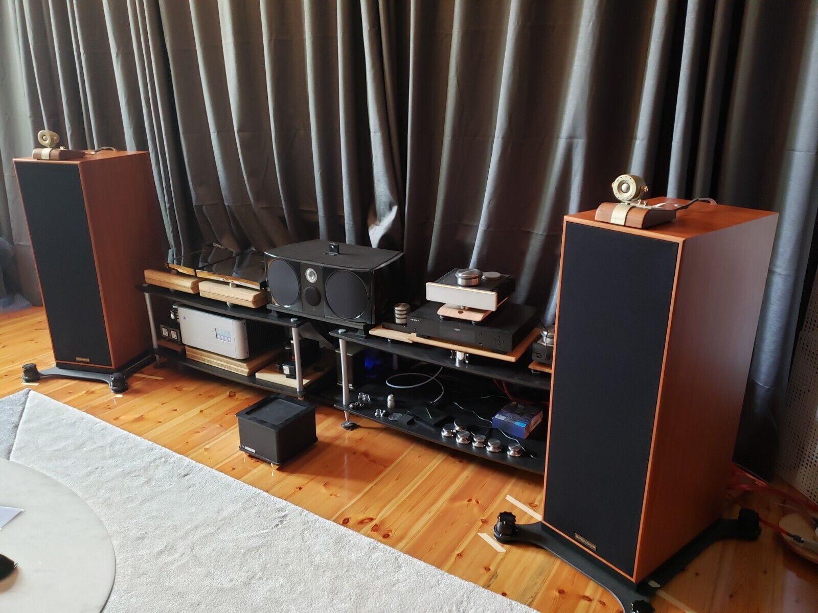 EOI: Spendor Classic 200 Speakers - Stereo, Home Cinema, Headphones Components - StereoNET