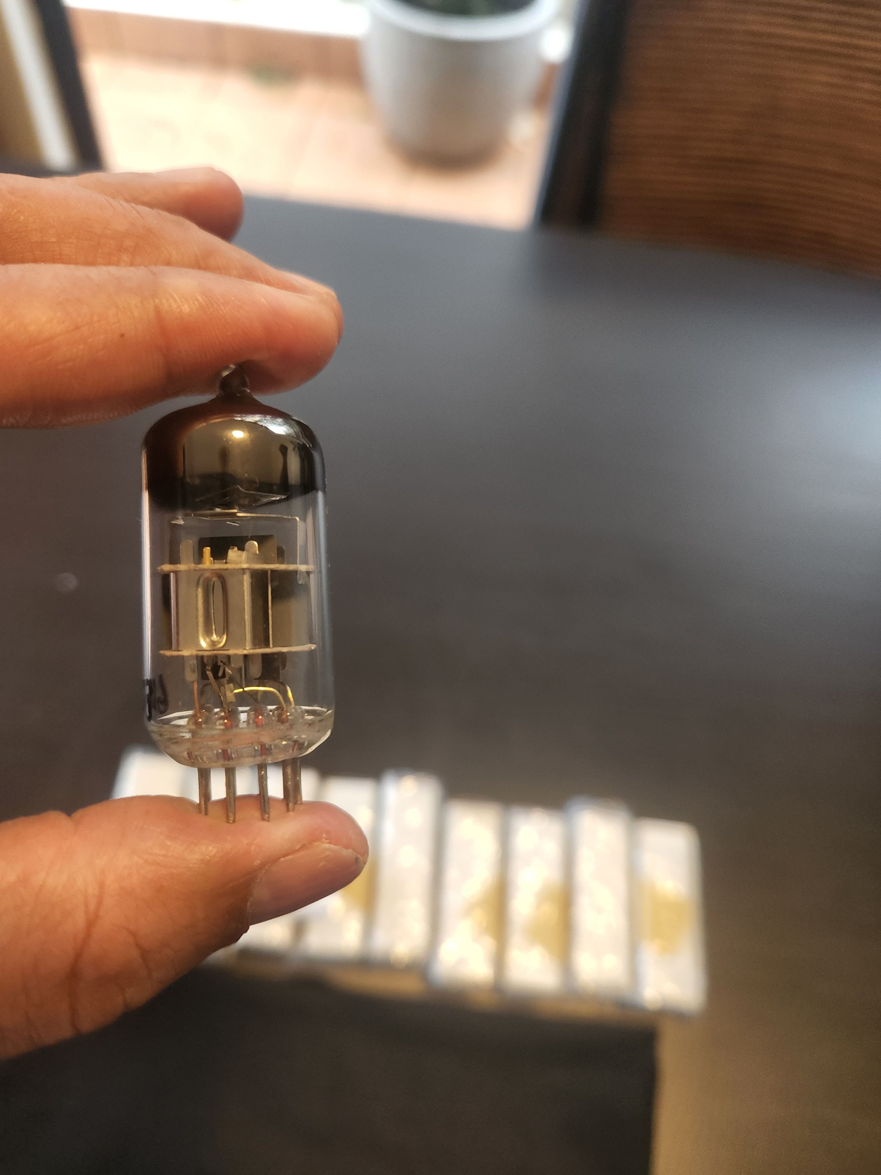 Chinese audio tubes over a 100pc :kt88,ECC82, ECC83 ,6DJ8 - Hi-Fi and ...