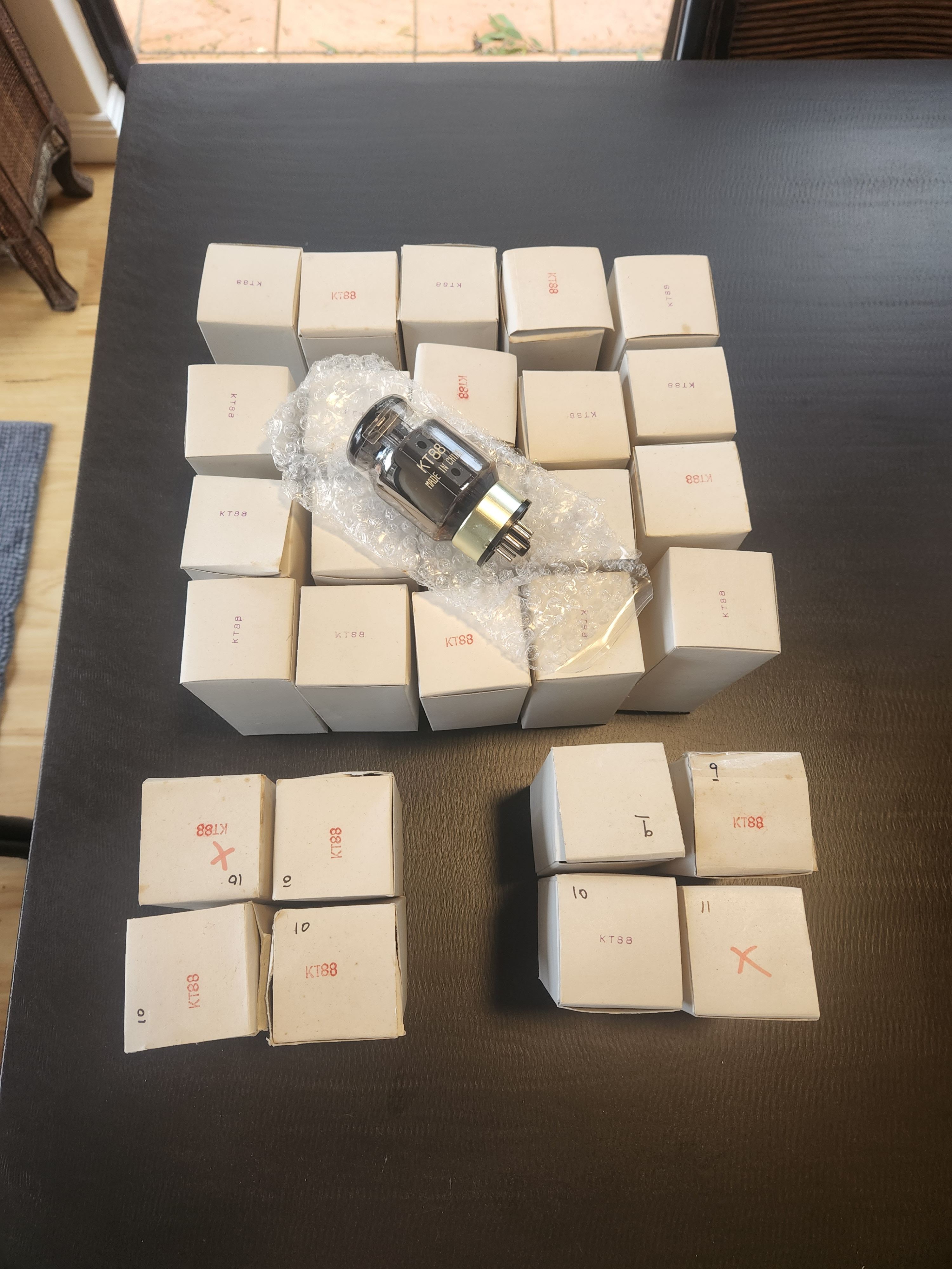 Chinese audio tubes over a 100pc :kt88,ECC82, ECC83 ,6DJ8 - Hi-Fi and ...