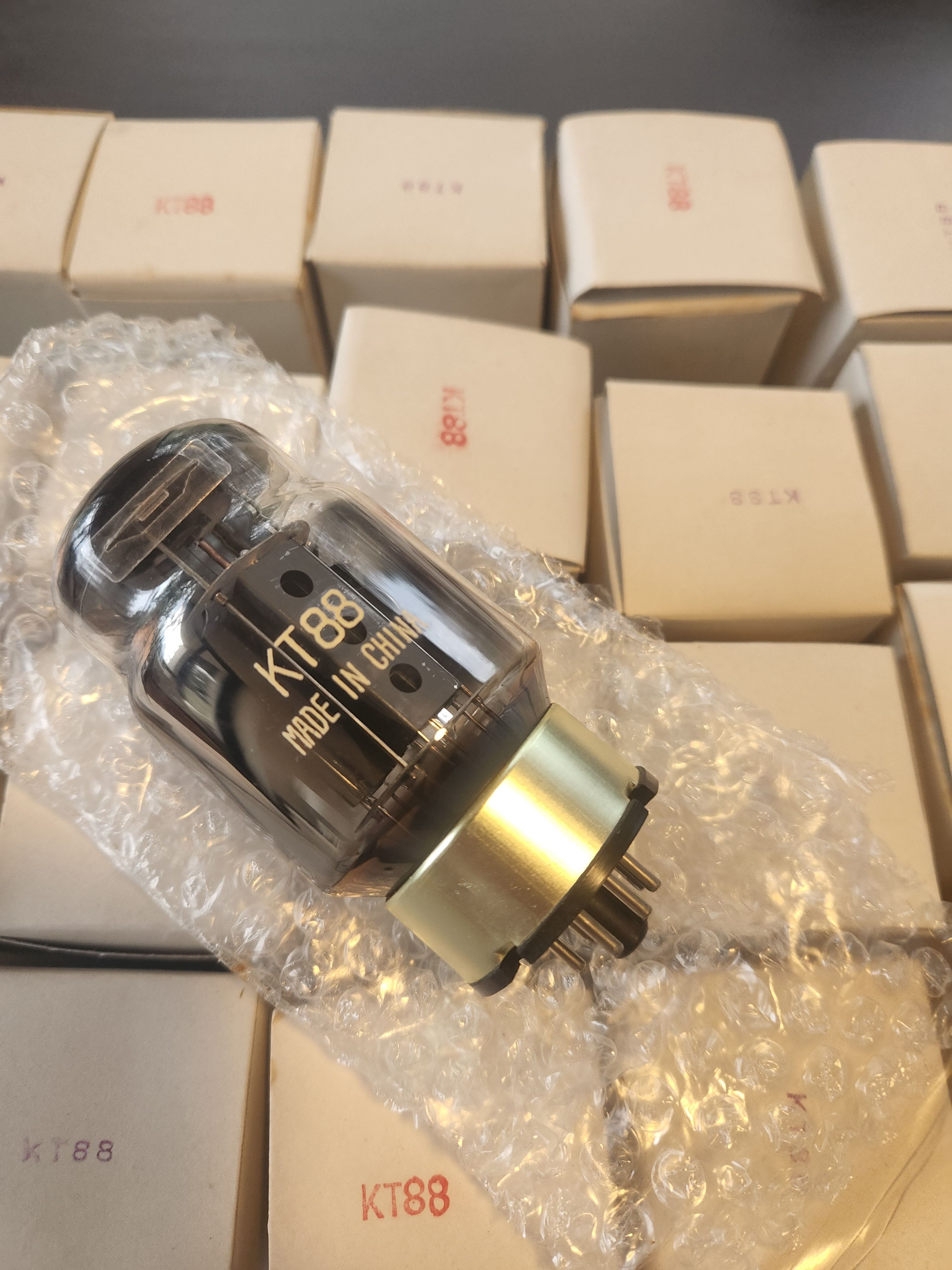Chinese audio tubes over a 100pc :kt88,ECC82, ECC83 ,6DJ8 - Hi-Fi and ...