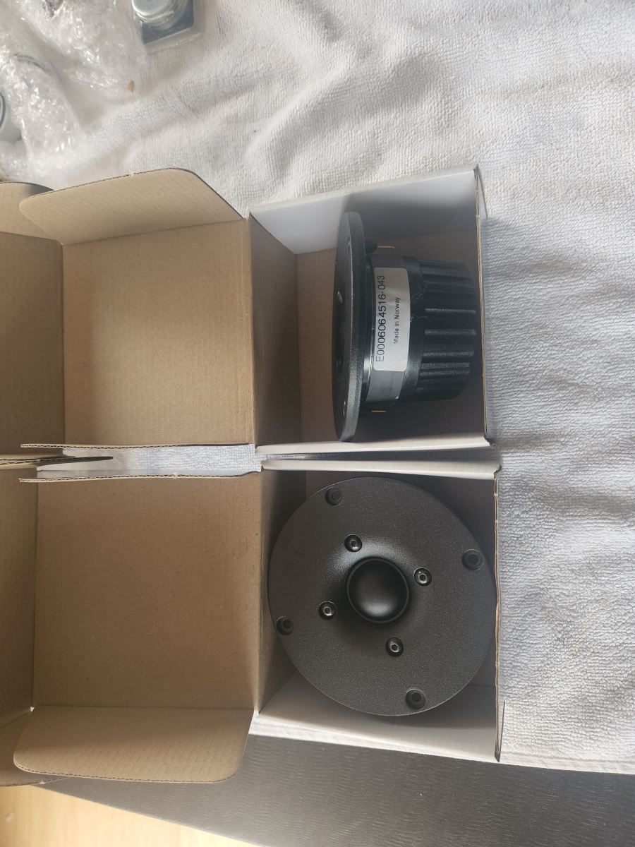 seas excel tweeters t25cf001 2 uints - Hi-Fi and Cinema Cables ...