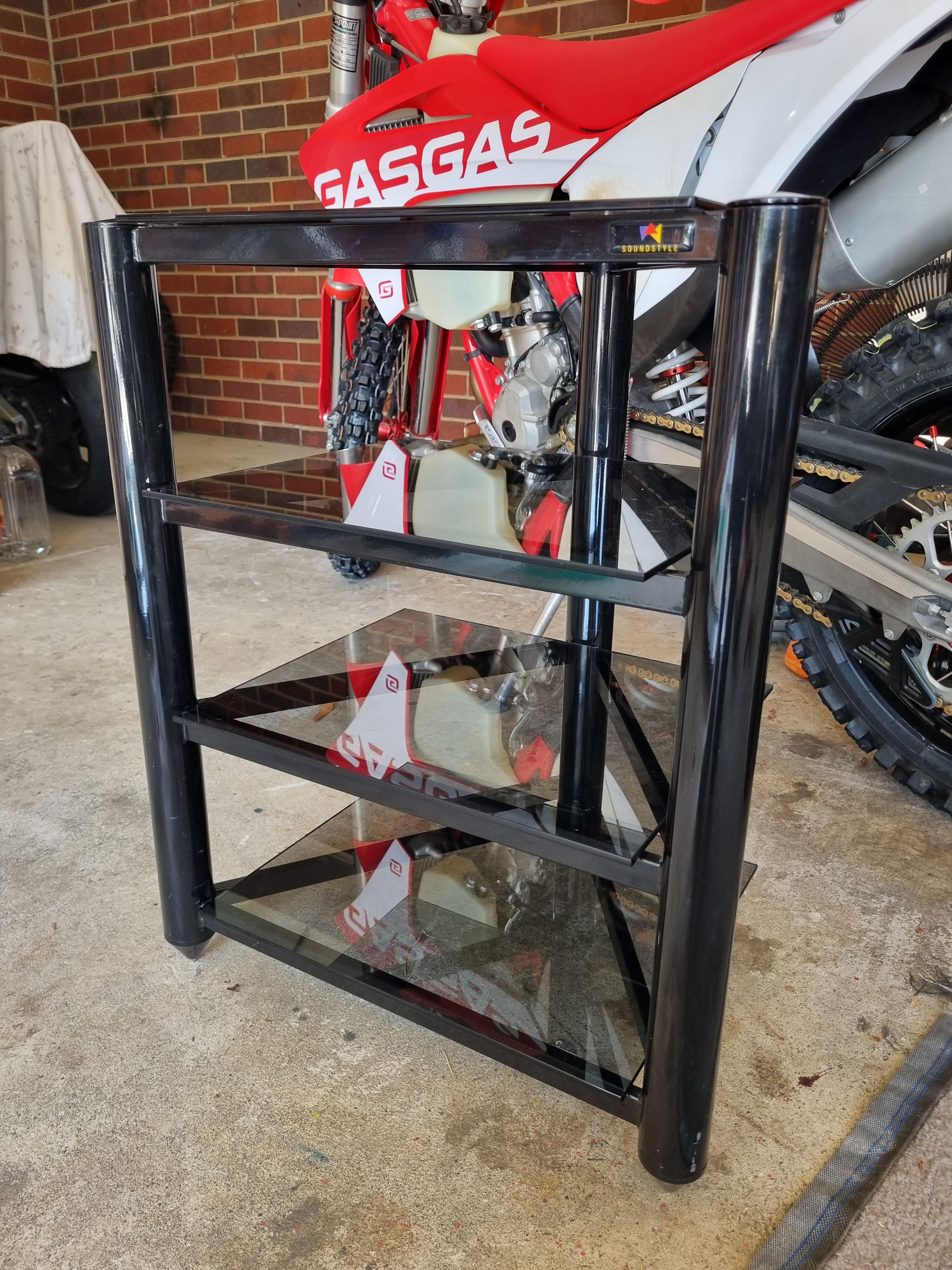 SoundStyle 4-tier HiFi rack - Hi-Fi and Cinema Cables & Accessories ...