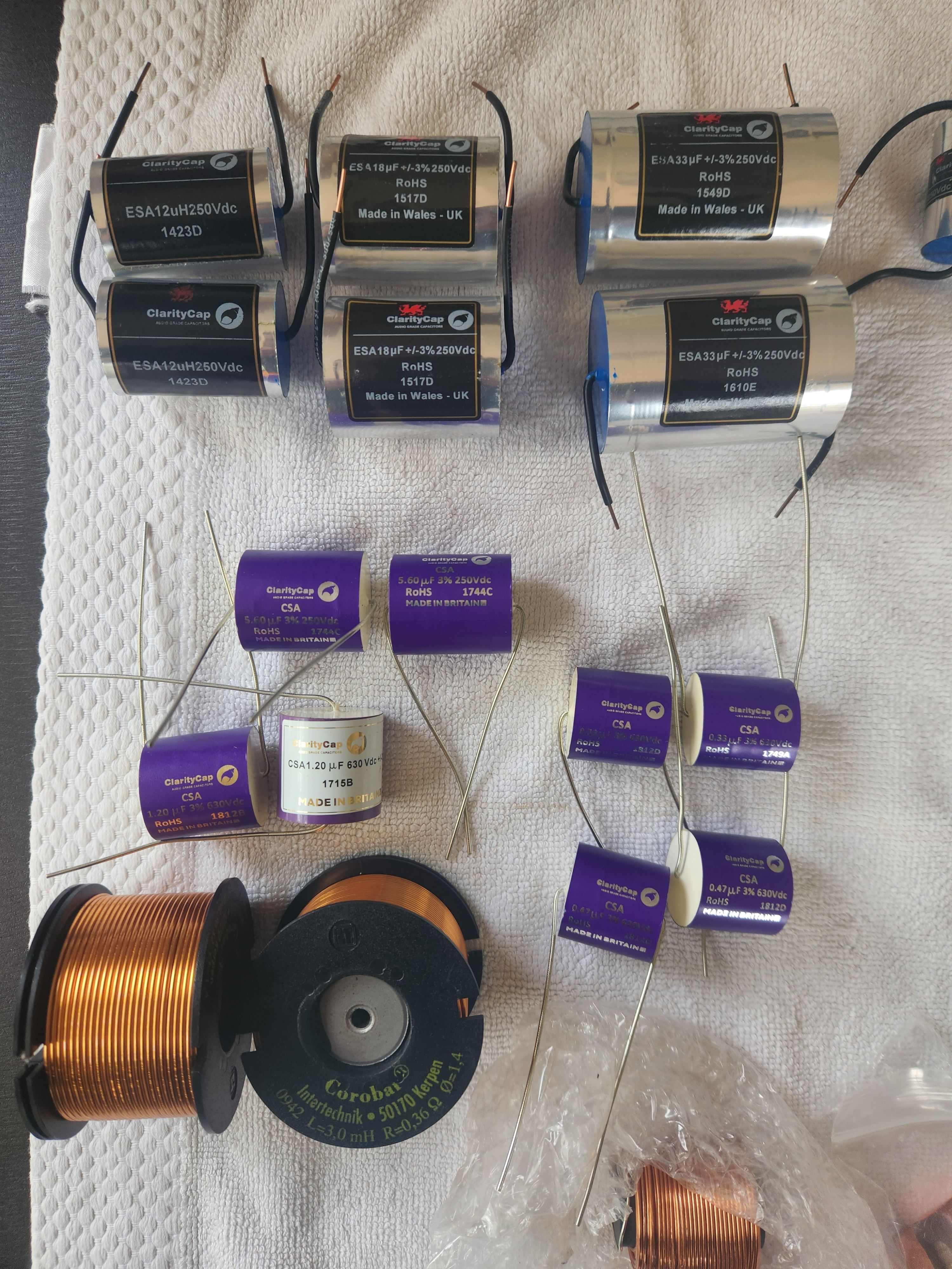 Mix of Capacitors,air core ,iron core and inductors - Hi-Fi and Cinema ...