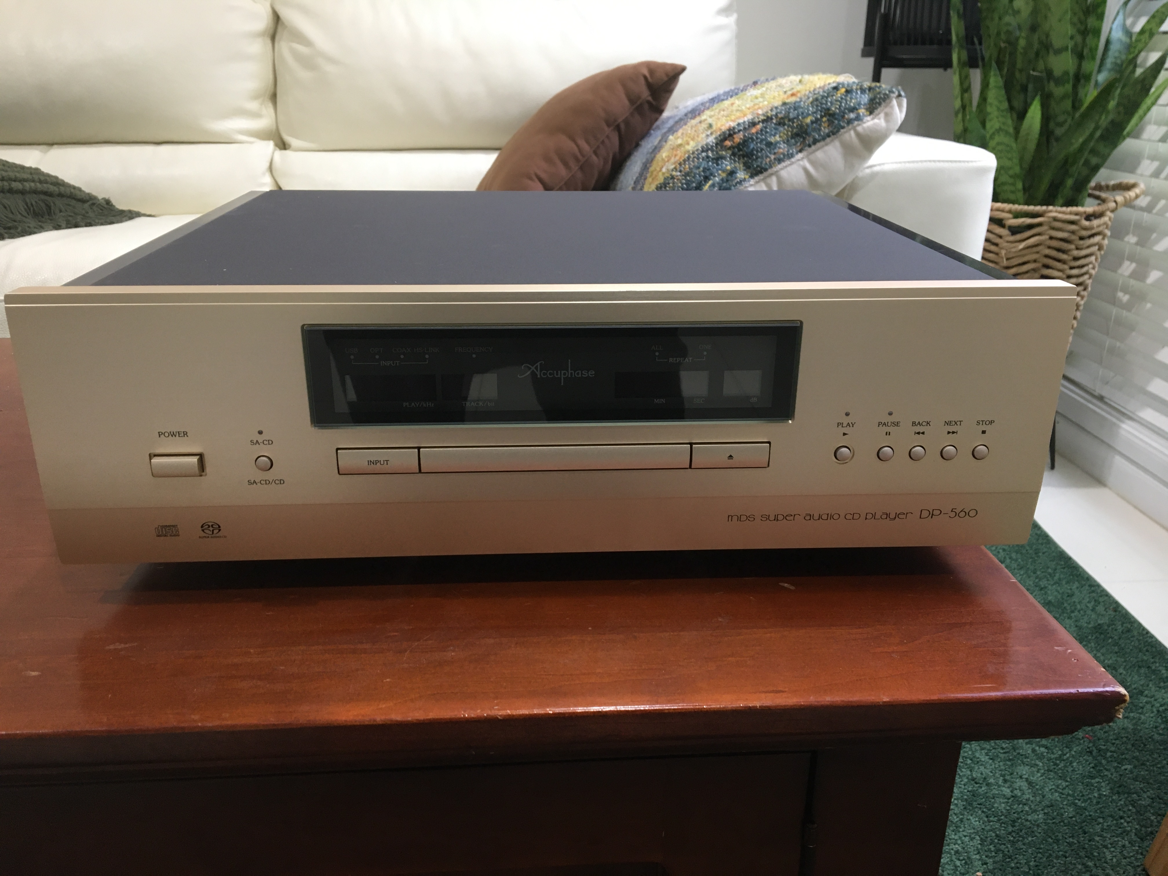 Accuphase DP 560 SACD Player |﻿ Stereo, Home Cinema, Headphones Components