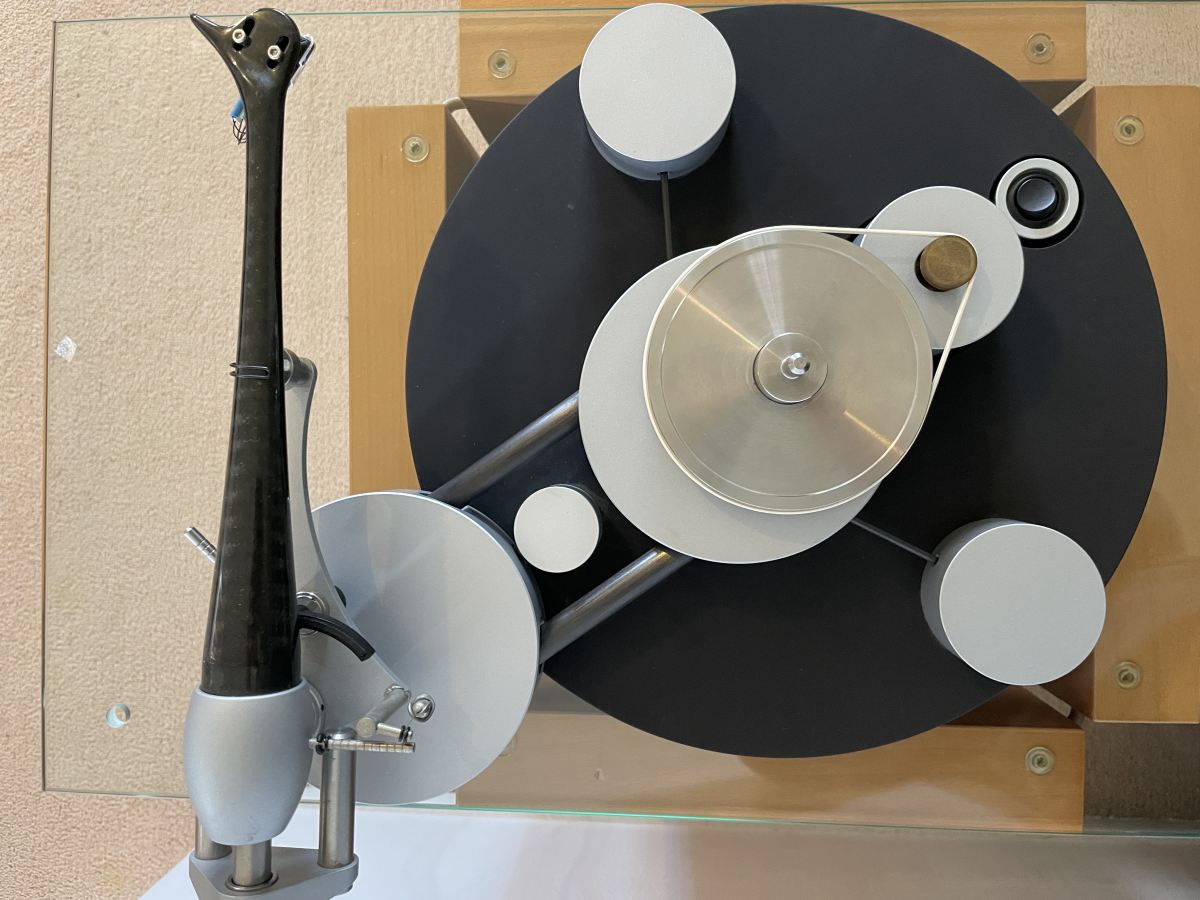 Wilson Benesch Circle Turntable with ACT 0.5 tonearm |﻿ Stereo, Home ...