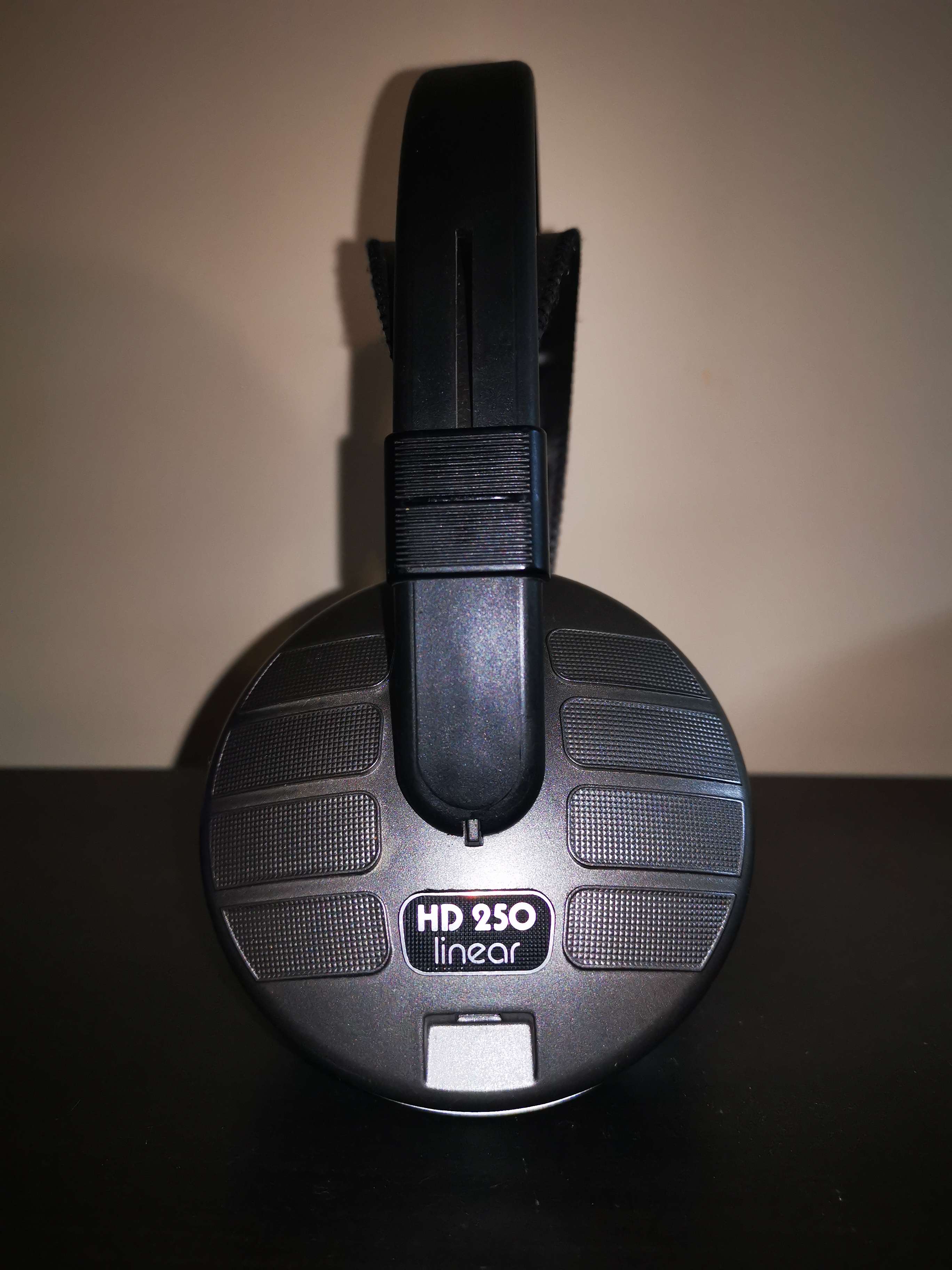 Sennheiser HD250 Linear 1 600ohm |﻿ Stereo, Home Cinema, Headphones ...