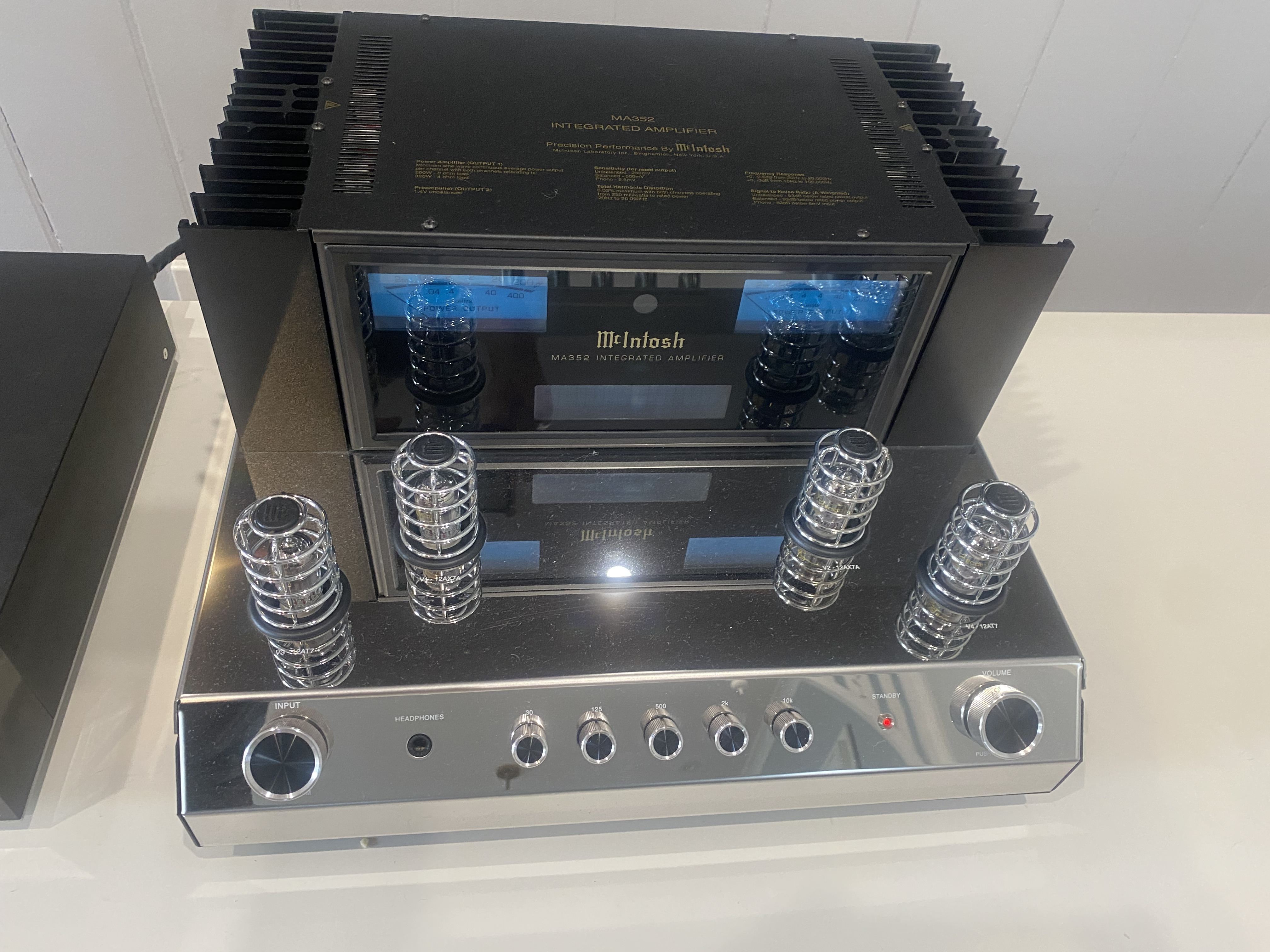 McIntosh MA352 Integrated Amplifier - Stereo, Home Cinema, Headphones ...