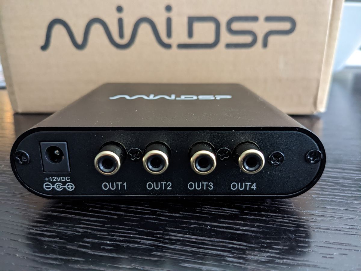 miniDSP 2x4 HD - Hi-Fi and Cinema Cables & Accessories - StereoNET