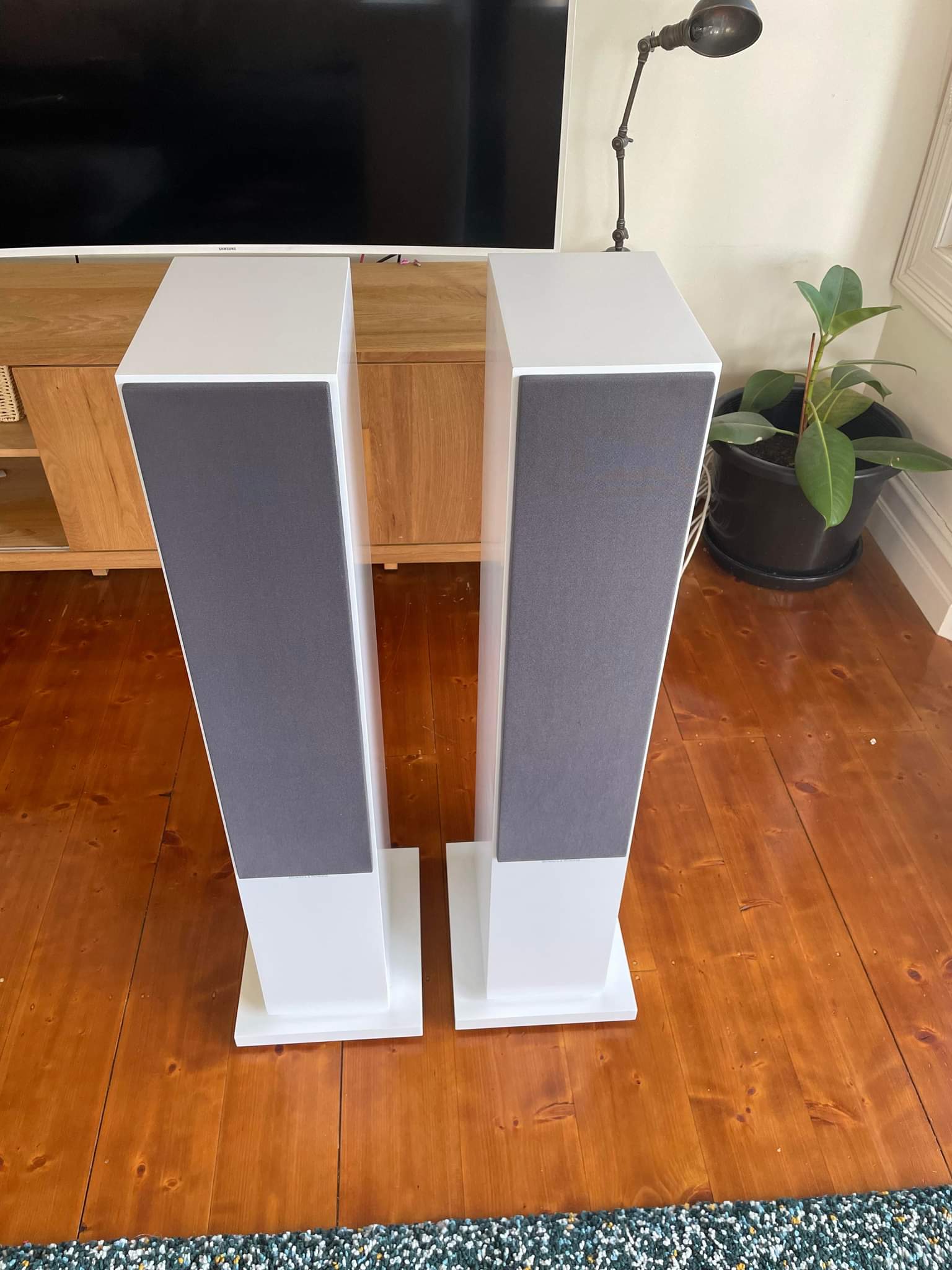 B&W - bowers and wilkins 704 S2 - Stereo, Home Cinema, Headphones ...