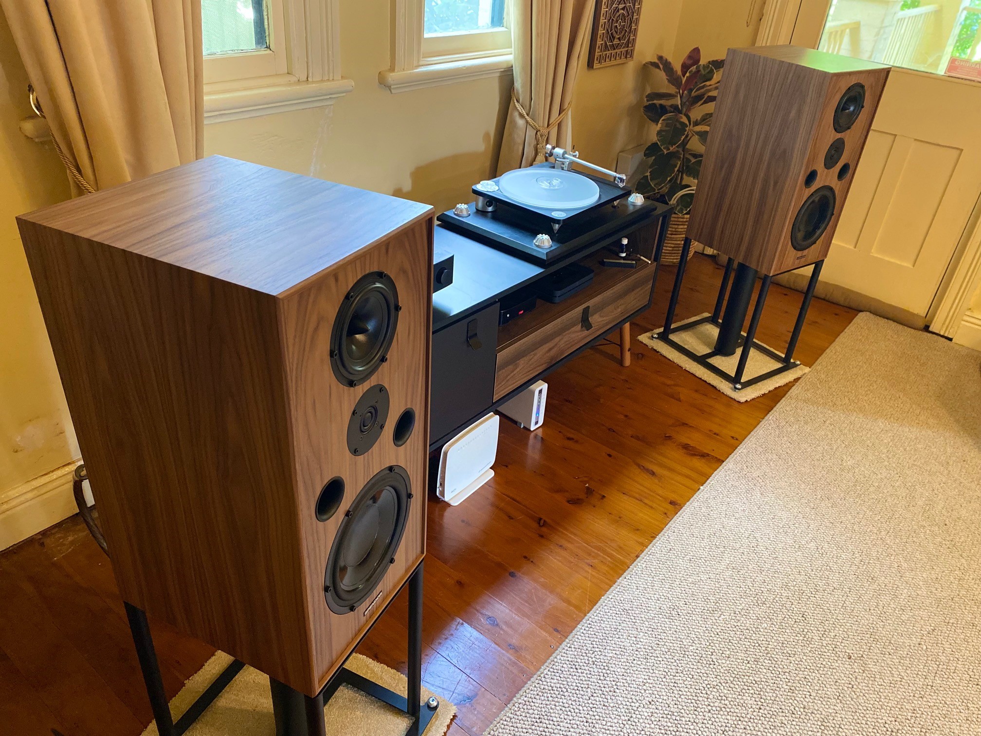 Spendor Classic 1/2 loudspeakers - Stereo, Home Cinema, Headphones ...