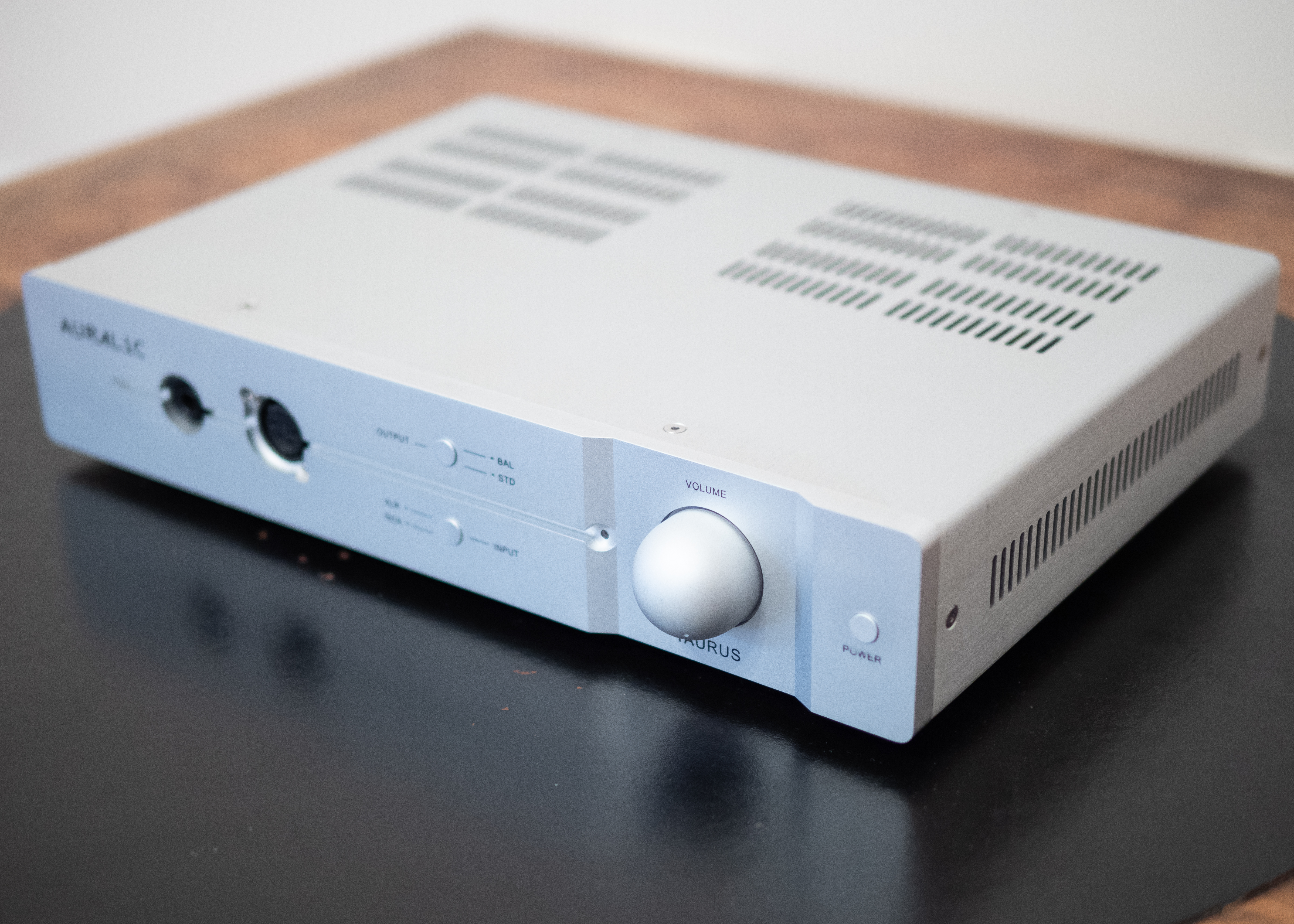 AURALiC Taurus mkII balanced headphone amplifier & preamp - Stereo ...