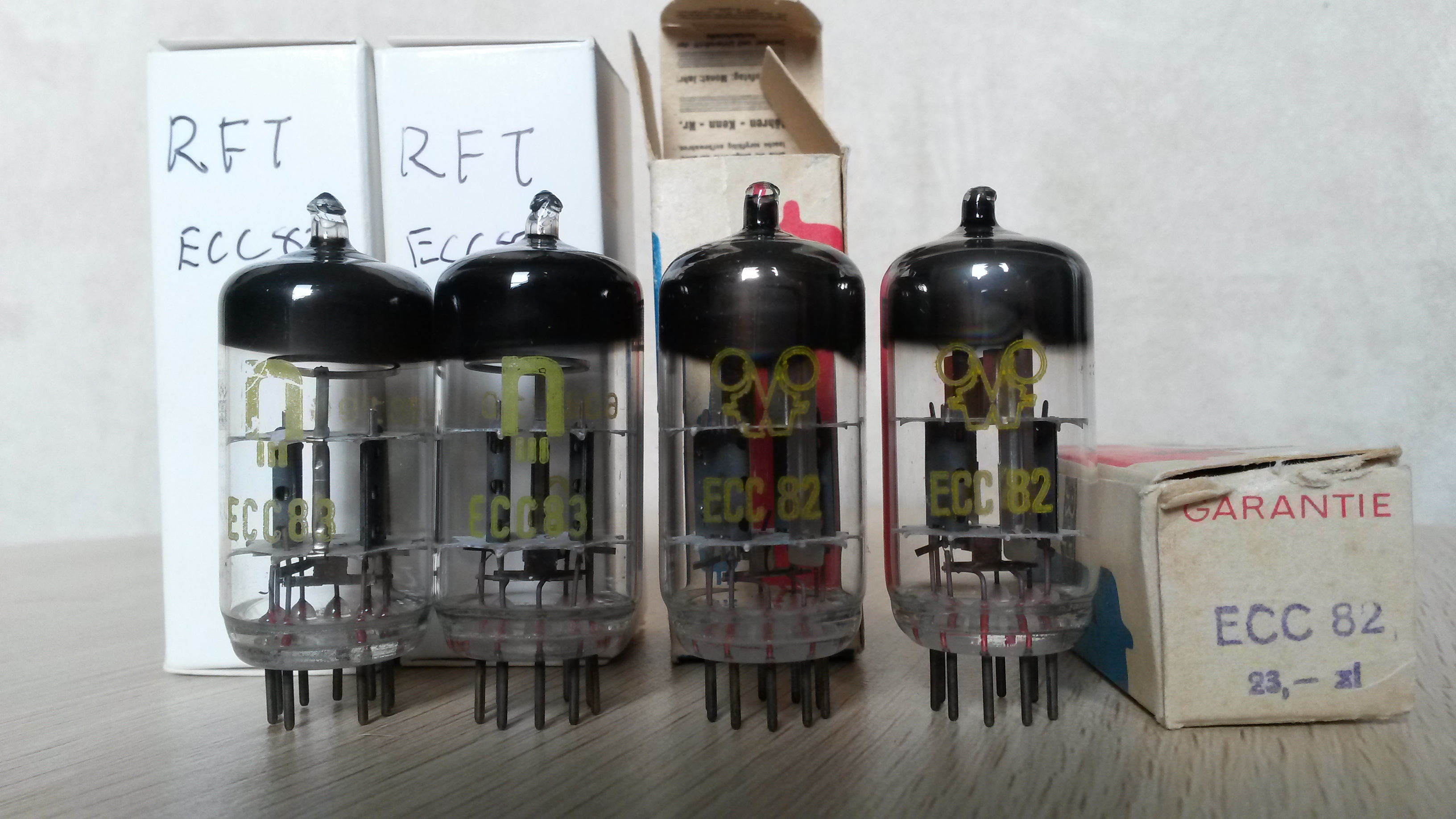 12AX7 + 12AU7 - Bulk Lot of 20 Tubes - Hi-Fi and Cinema Cables ...