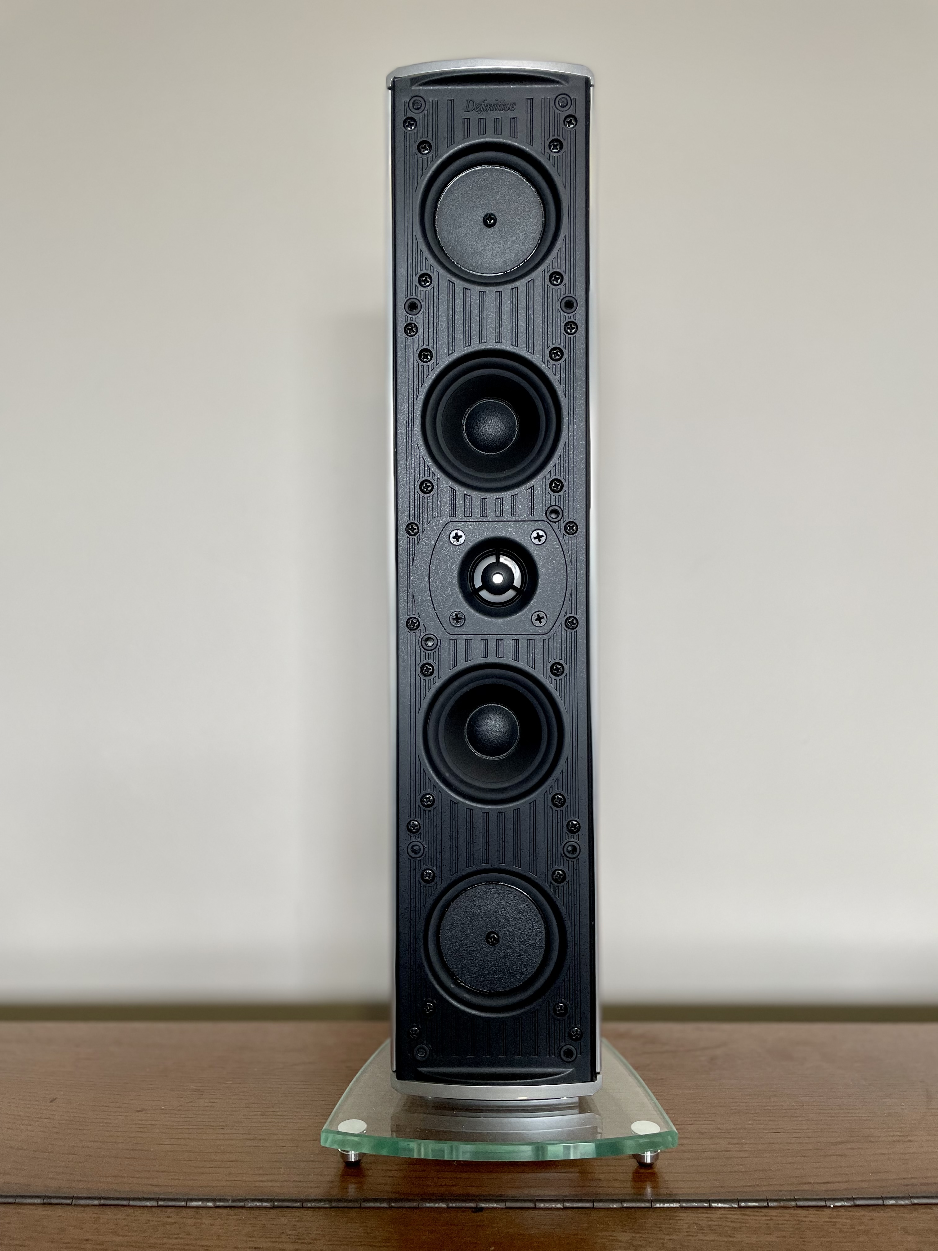 Definitive Technologies Mythos 6 Table or on-wall speakers - Stereo ...