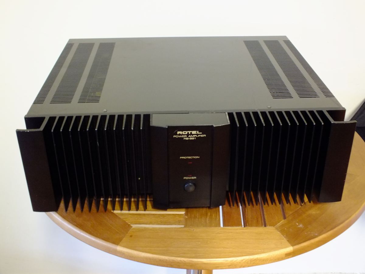 Rotel RB-991 200w x 2 Power Amplifier - Stereo, Home Cinema, Headphones ...