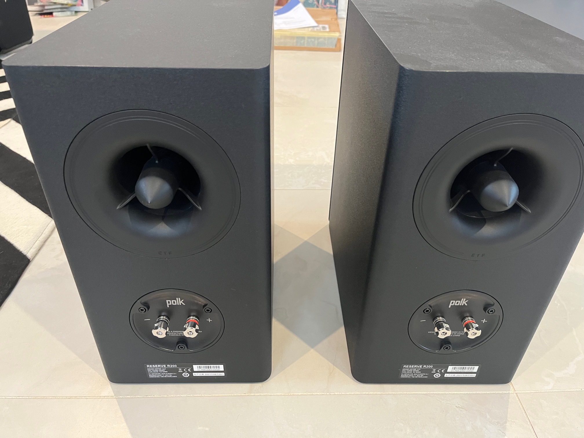 Polk R200 Large Bookshelf Speakers - Stereo, Home Cinema, Headphones ...