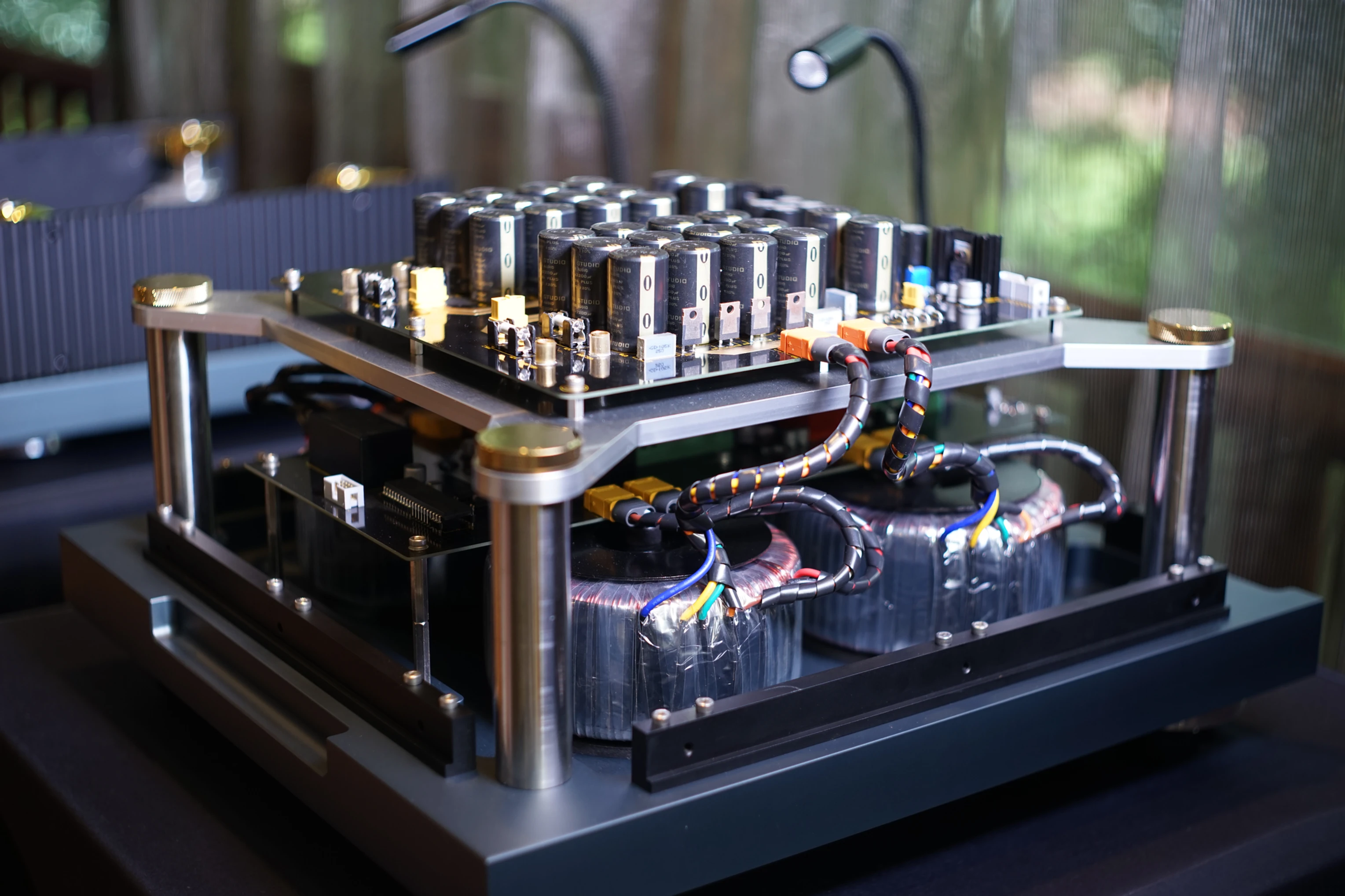 Kinki Studio Flagship Pre/Power · Stunning 790/791 - Stereo Amplifiers ...