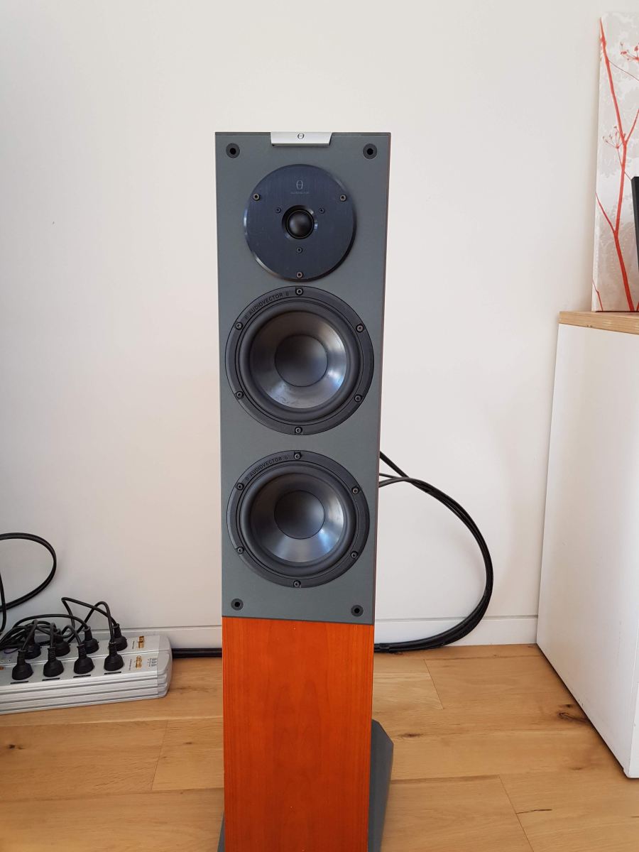 Audiovector M3 Signature with Avex active crossover - Stereo, Home ...